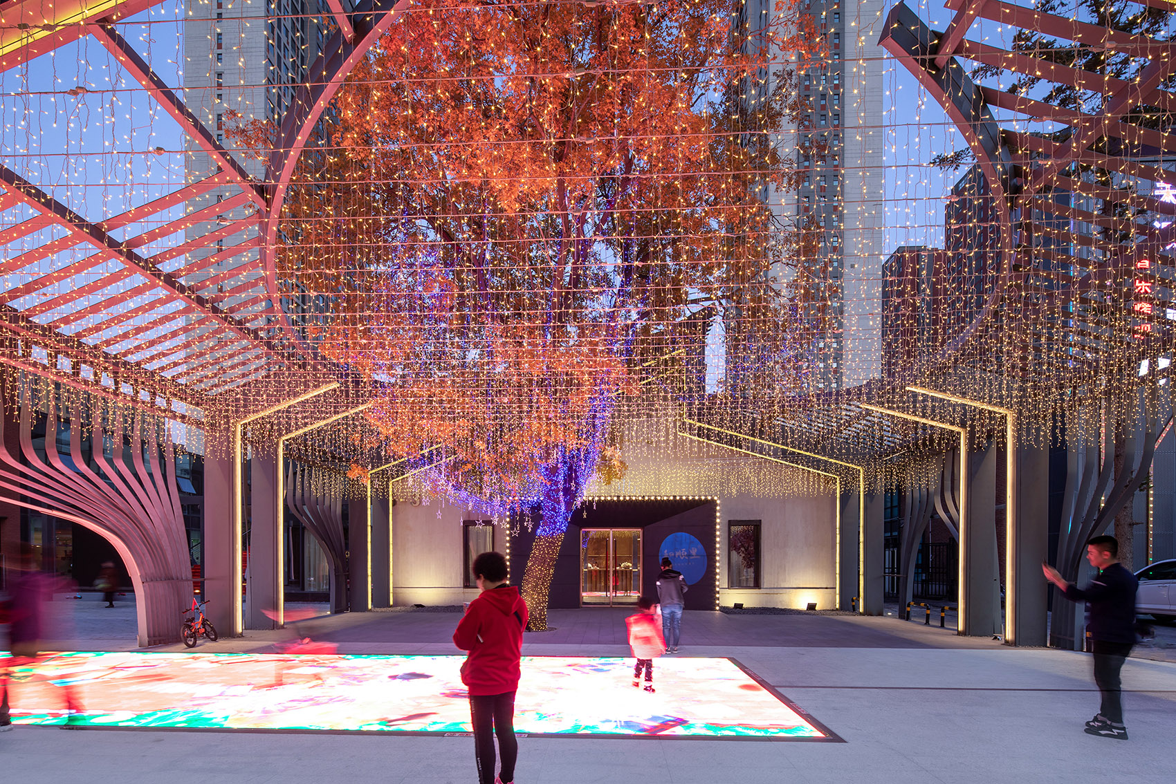 Vanke Lanshan Community Pocket Park, China by Partner Design Studio - 谷德设计网