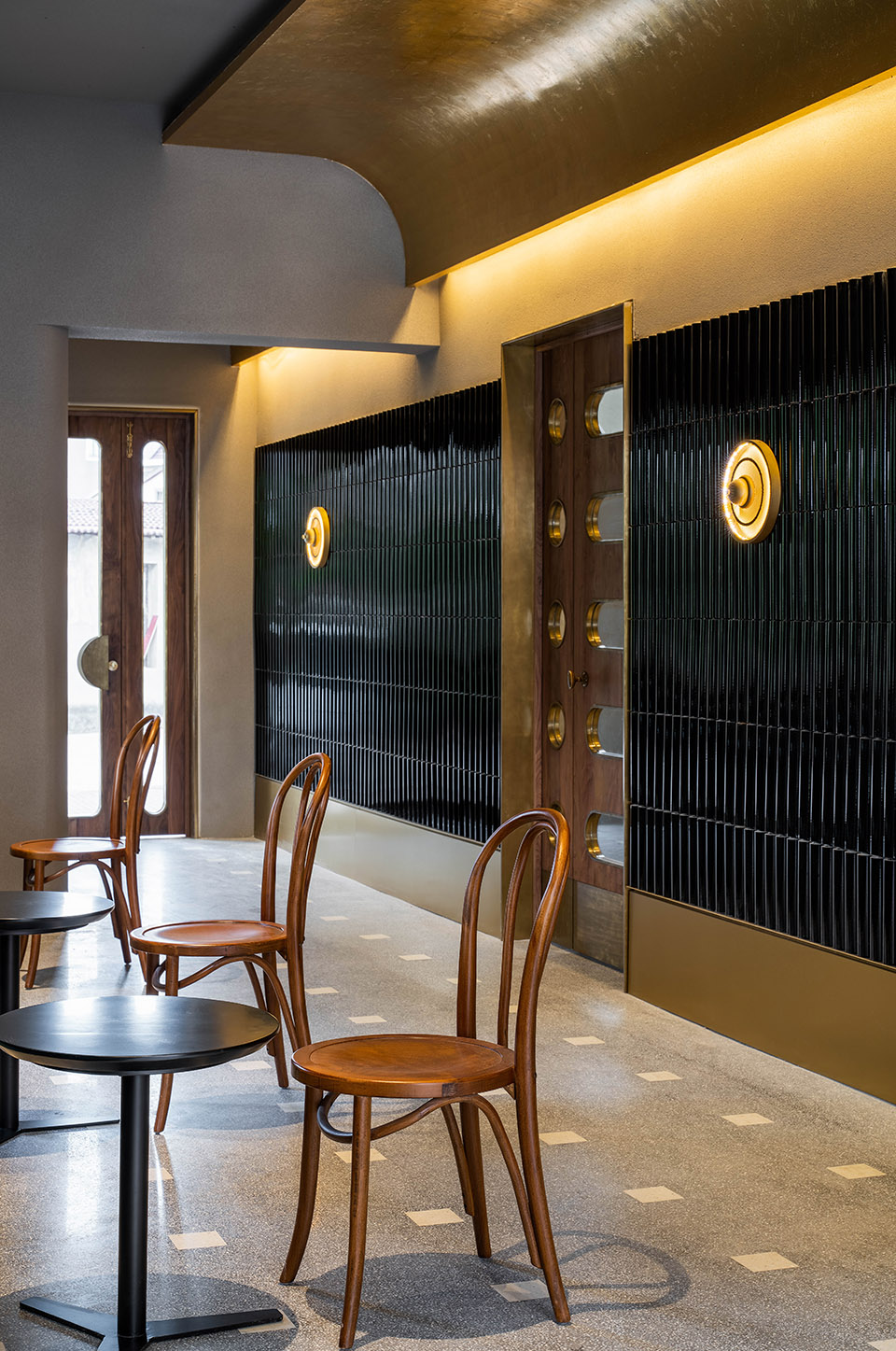 MOBIUS photography base, China by Mountain Soil Interior Design - 谷德设计网