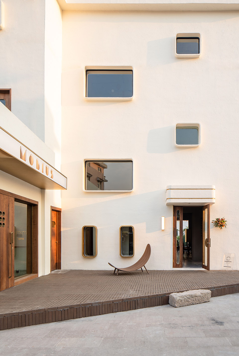 MOBIUS photography base, China by Mountain Soil Interior Design - 谷德设计网