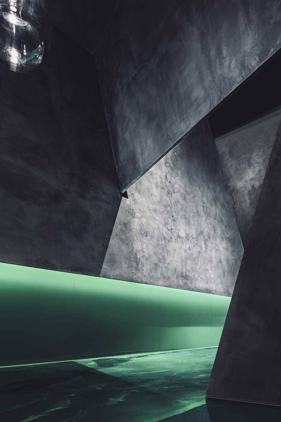 Zhongshan Lupard Lighting Flagship Store, China by CUN DESIGN - 谷德设计网