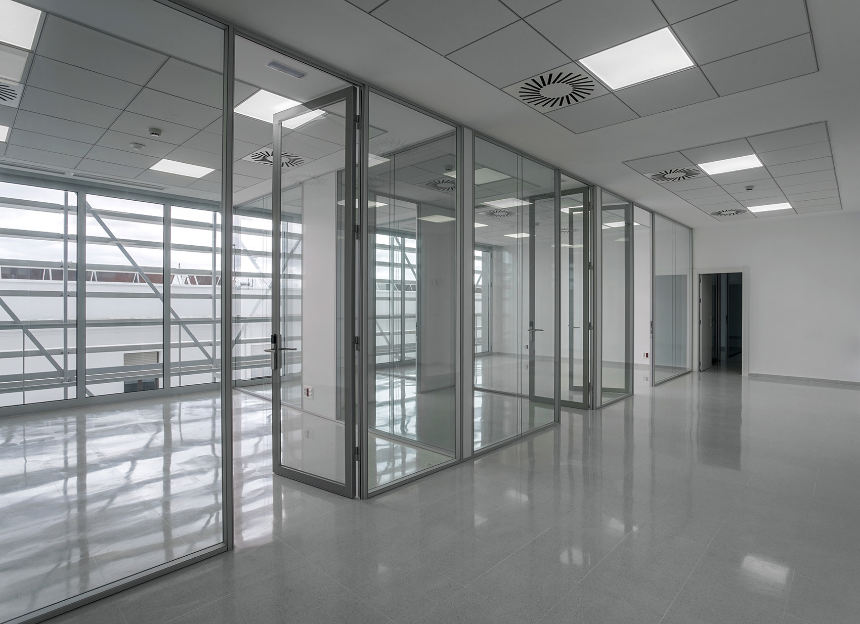 Osuna University School by UNIA ARQUITECTOS - 谷德设计网