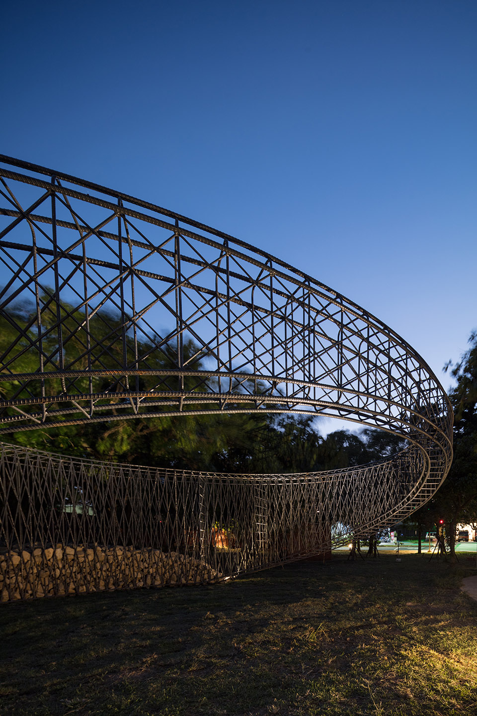 Reinforced Ring by Fieldevo Design Studio - 谷德设计网