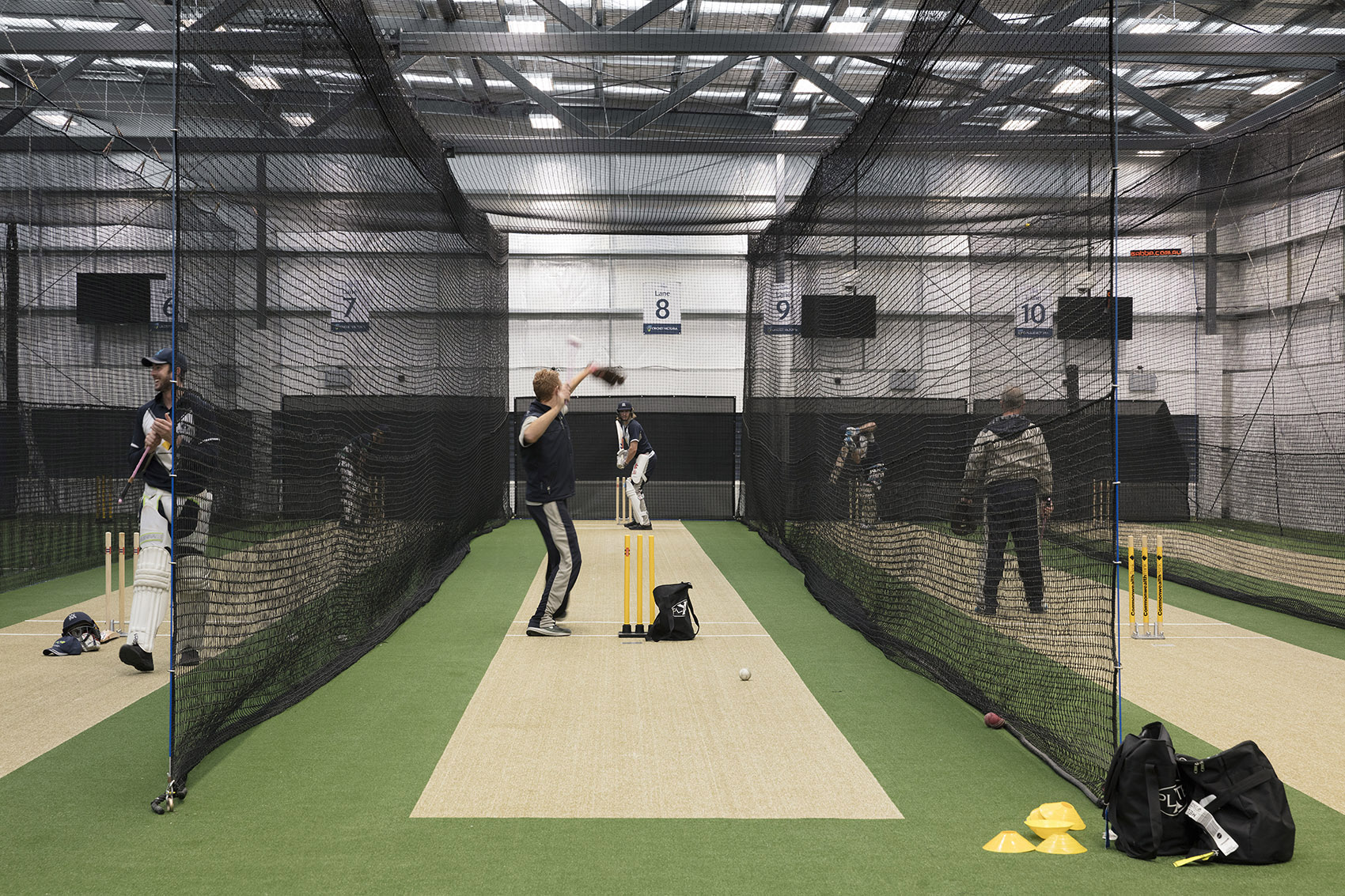Victorian Cricket and Community Centre by Cox Architecture - 谷德设计网