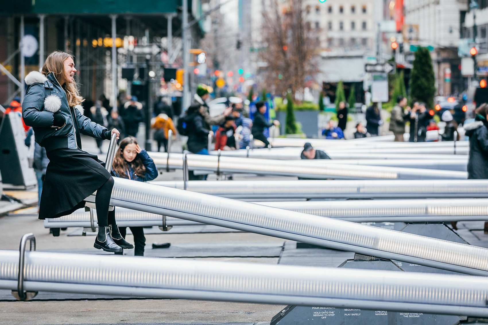 “Impulse”: Luminotherapie, New York by Lateral Office - 谷德设计网
