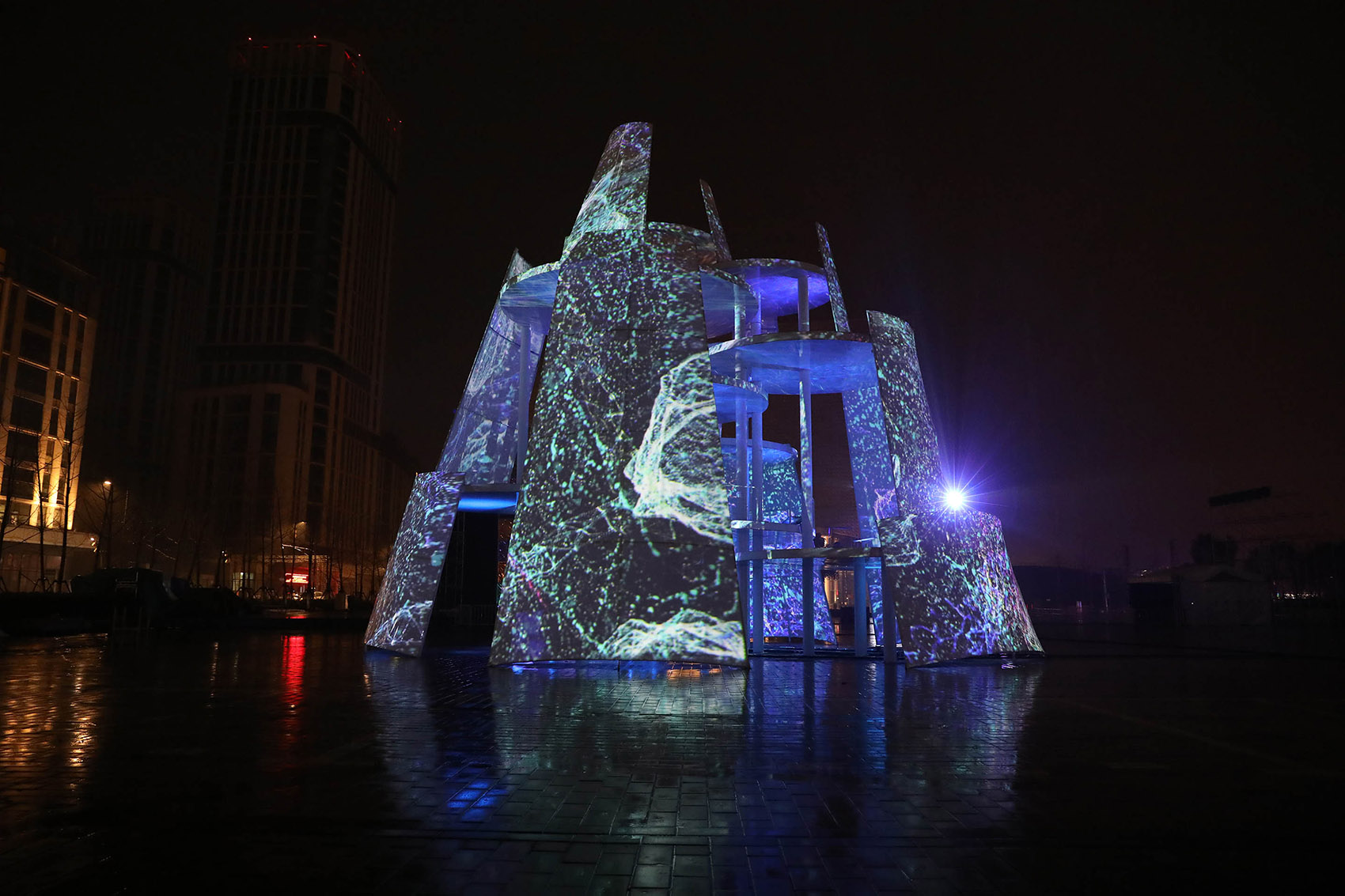 Architectural Lighting Shuttles Light and Shadow: Nanjing Time Tower ...
