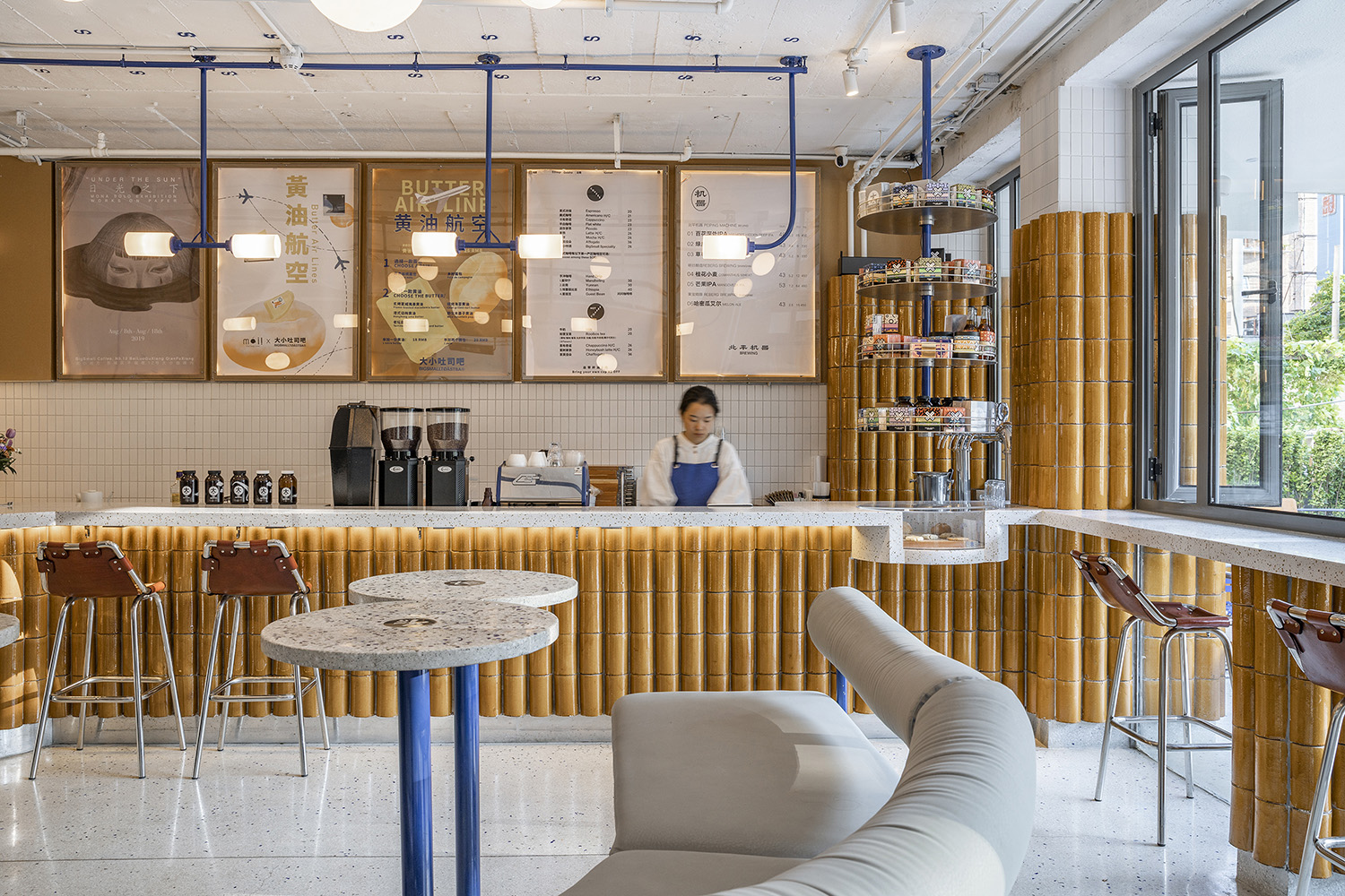BigSmall Coffee Beiluoguxiang, China by designRESERVE - 谷德设计网