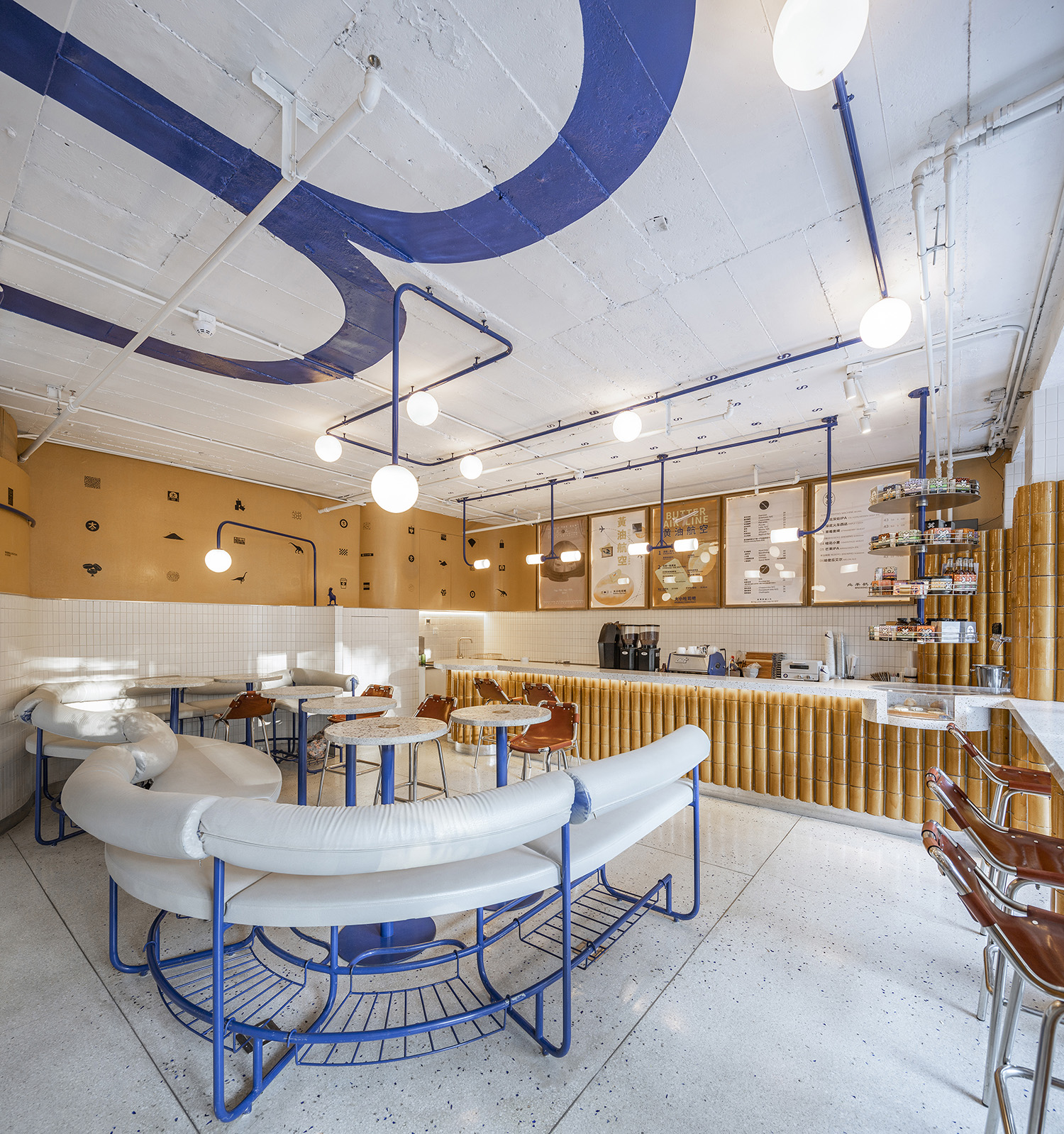 BigSmall Coffee Beiluoguxiang, China by designRESERVE - 谷德设计网