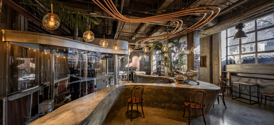 Renovation Project of Metal Hands Coffee at Beijing Dongsinanyang ...