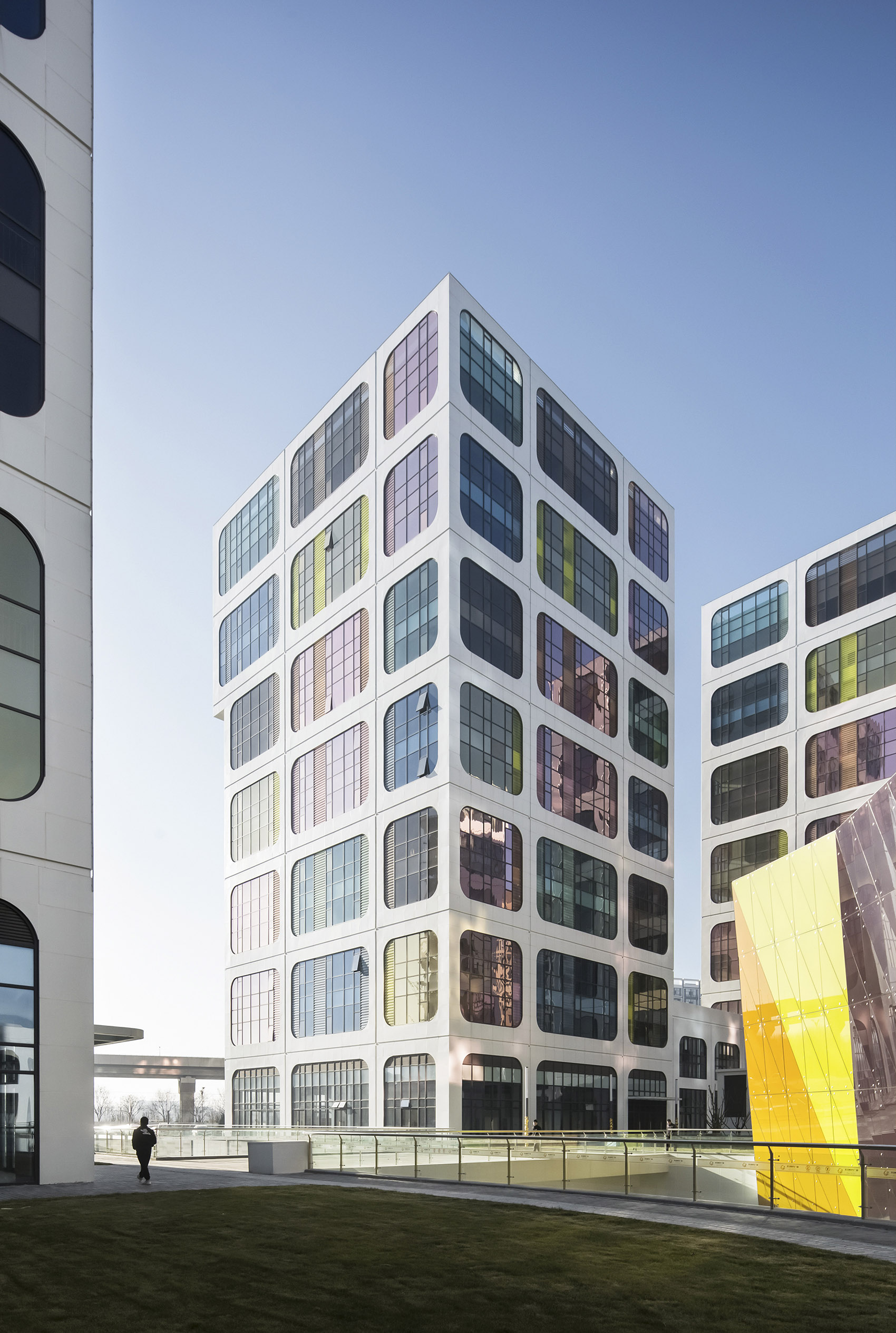 Beijing Times Square, China by NEXT architects - 谷德设计网