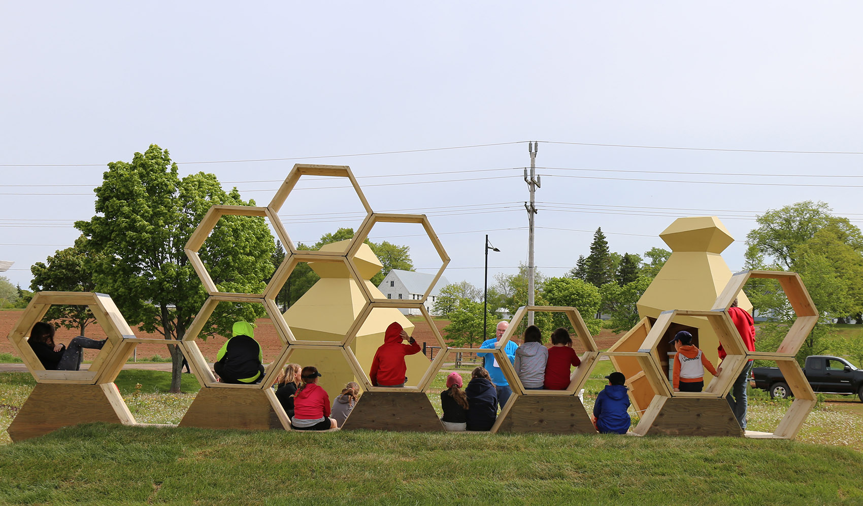 Urban Beehive Project by Nine Yards Studio - 谷德设计网