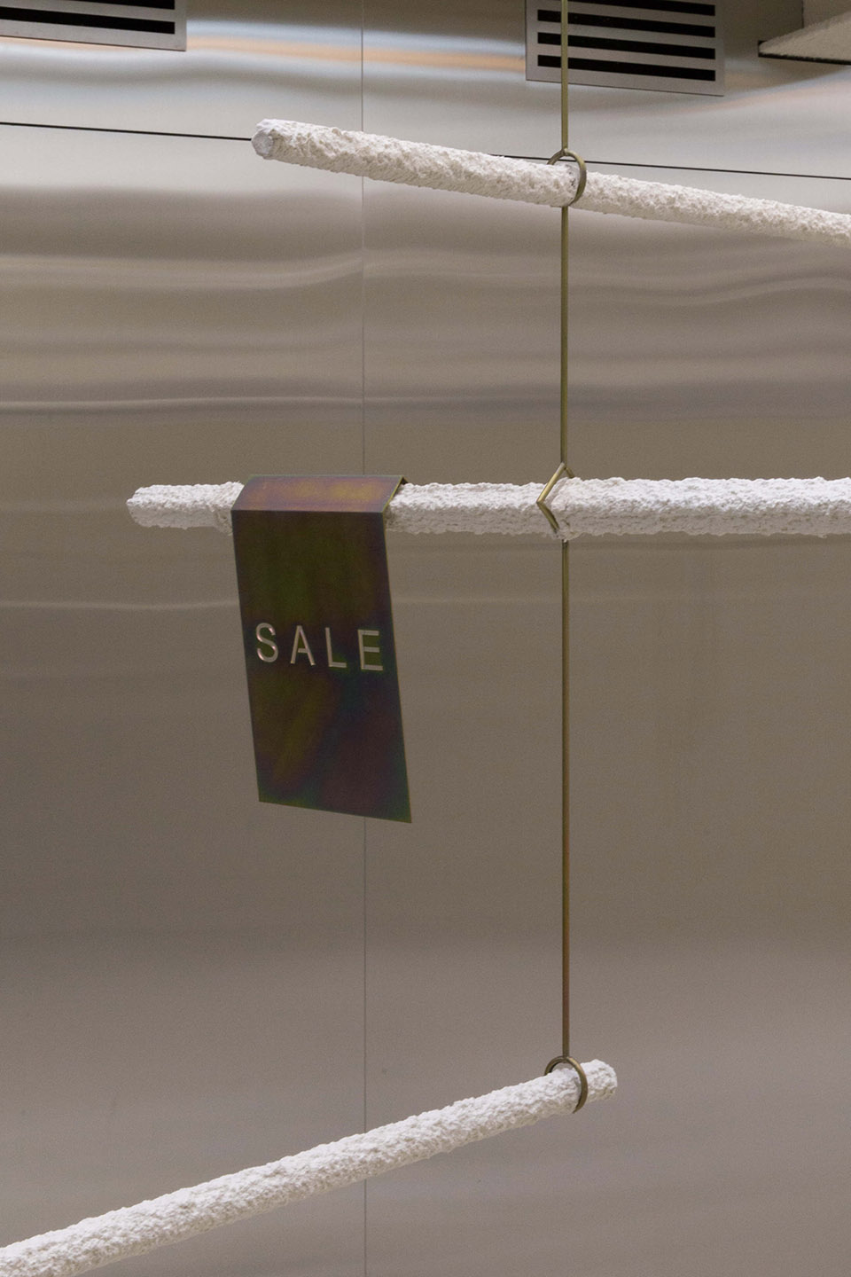 Andersson Bell Flagship Store by Creative Studio Unravel - 谷德设计网