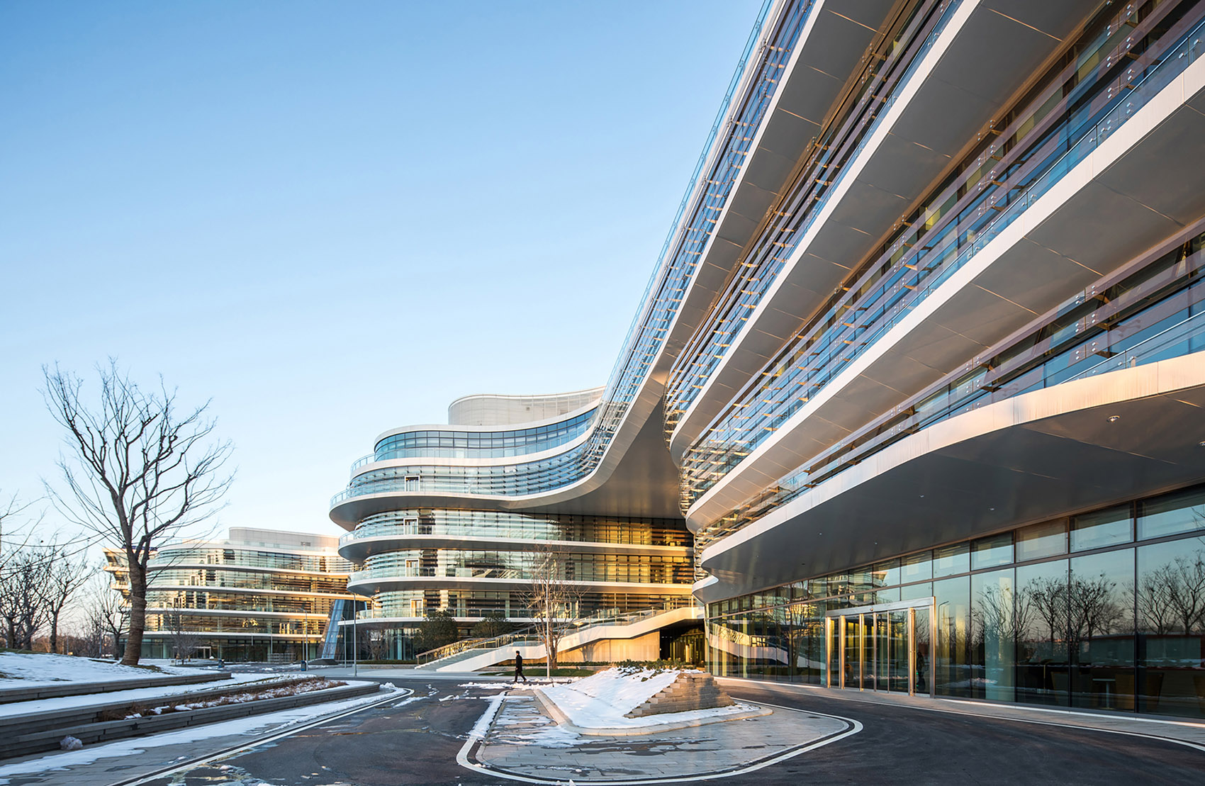 Huawei Nanjing Research & Development Center, China by AECOM - 谷德设计网