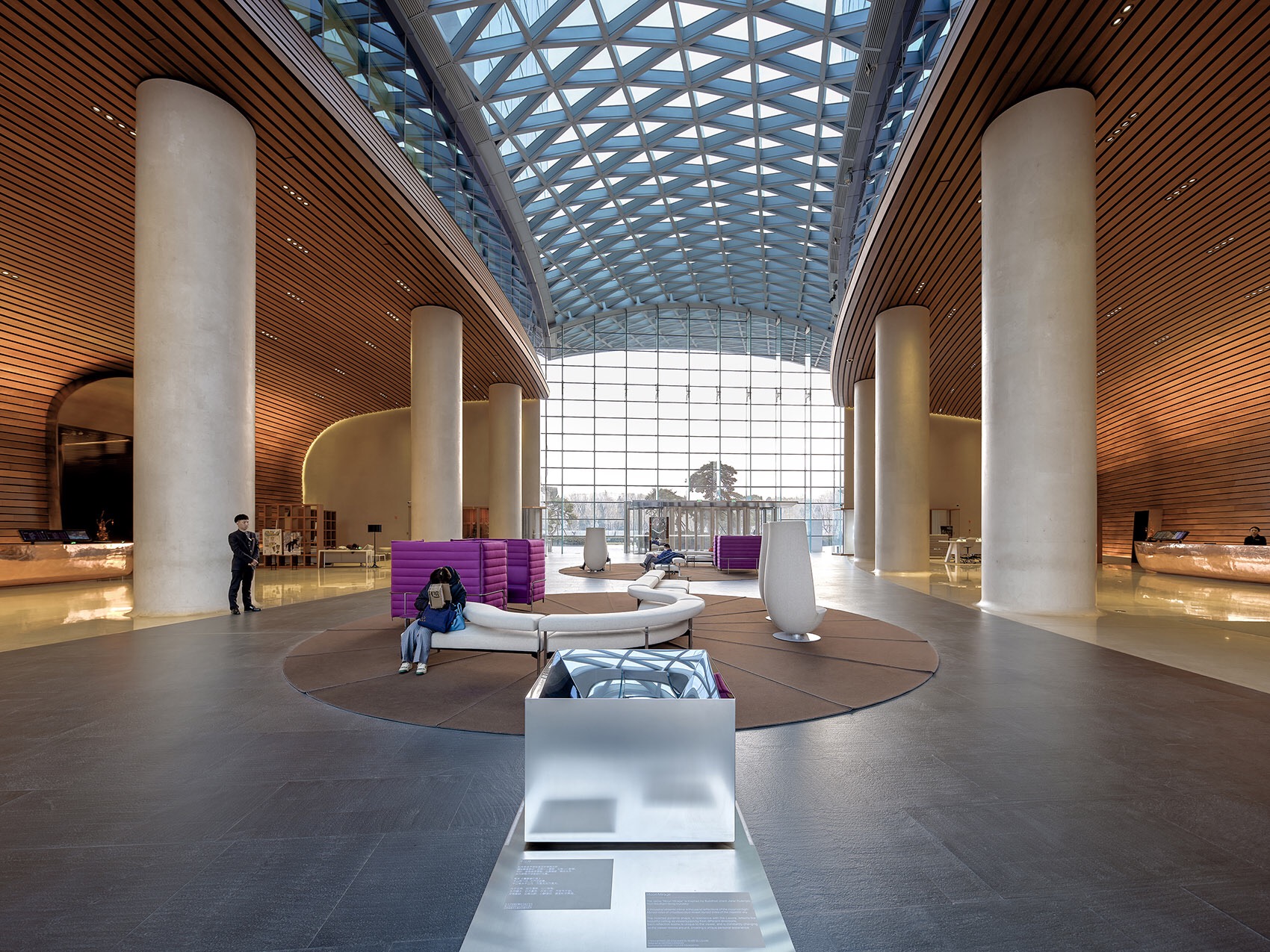 Genesis lobby installations, Beijing by Crossboundaries - 谷德设计网