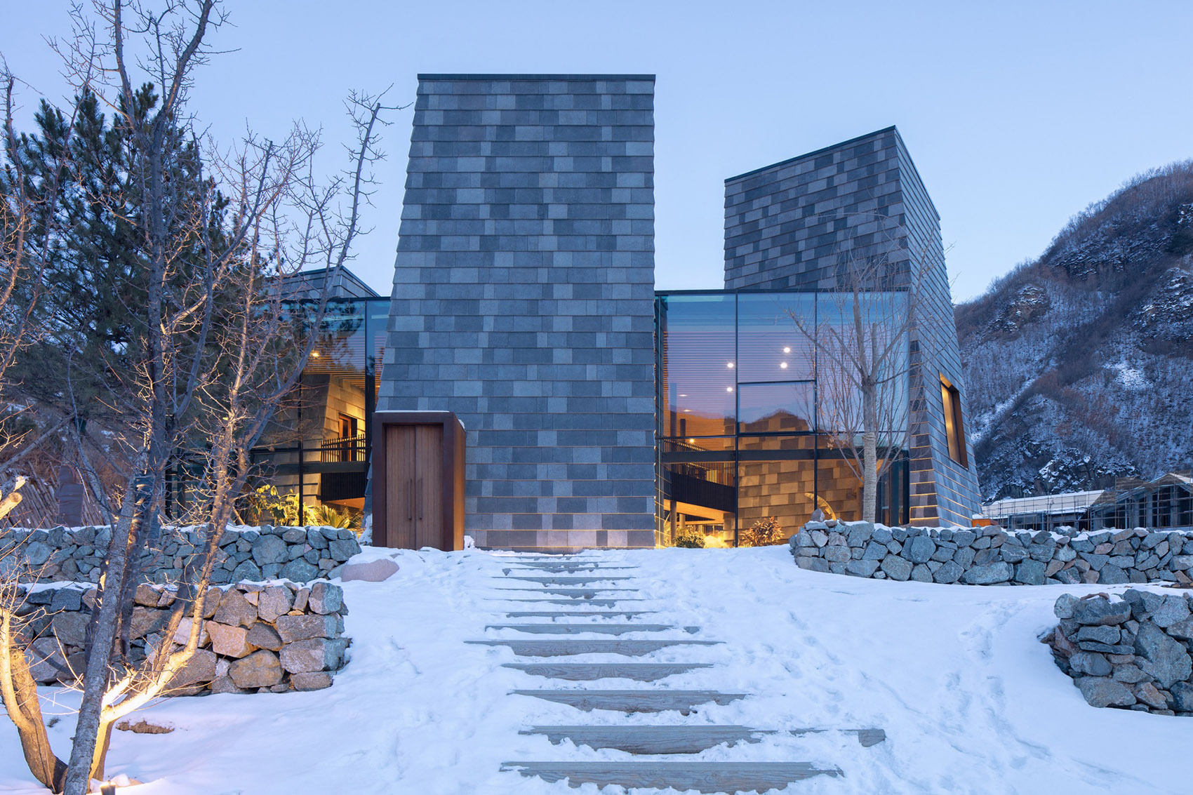 Forest Valley Hot spring Center, China by B.L.U.E. Architecture Studio ...