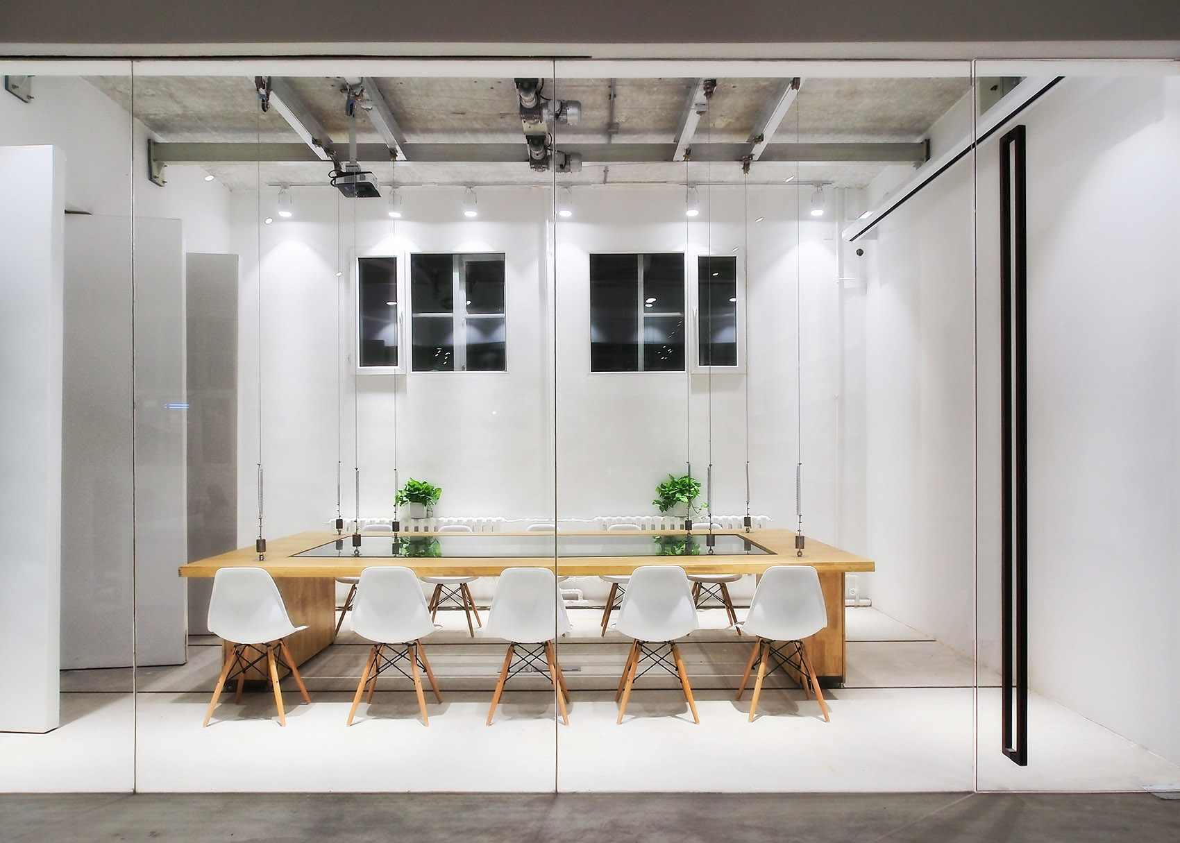 The “Triple Layer Table” in Nafu Hutong Courtyard No.13, China by PMA ...