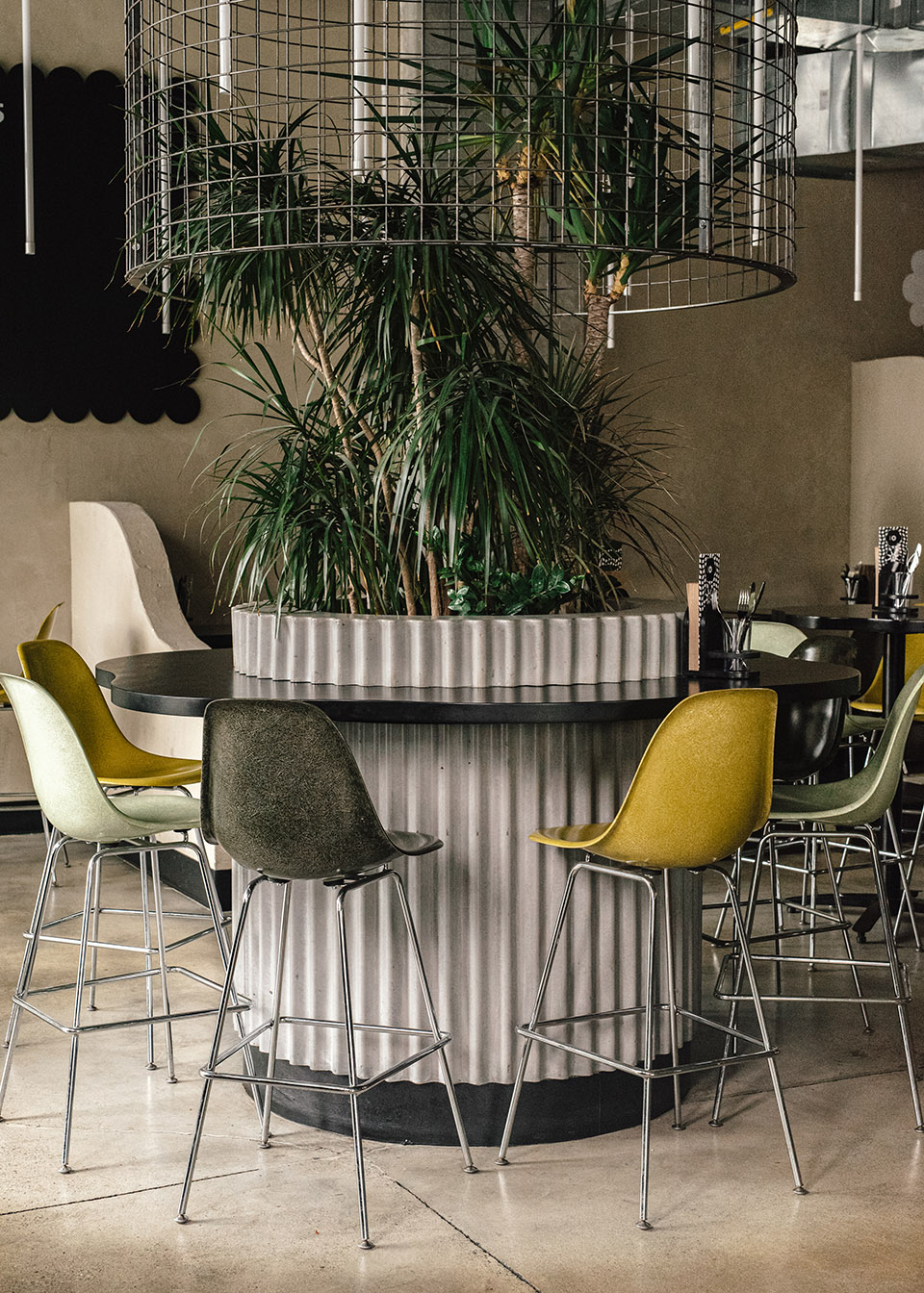 Tacofino Ocho Restaurant by September Architecture and Interiors - 谷德设计网