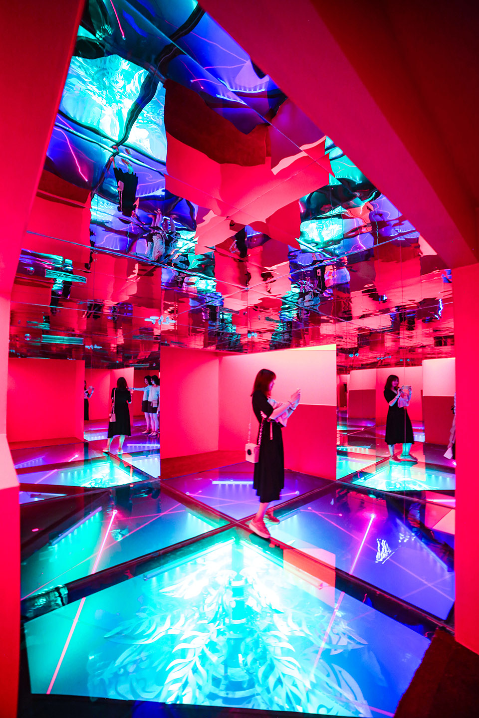 Mandalas Pop-up Digital Art Museum, China by One Take Architects - 谷德设计网