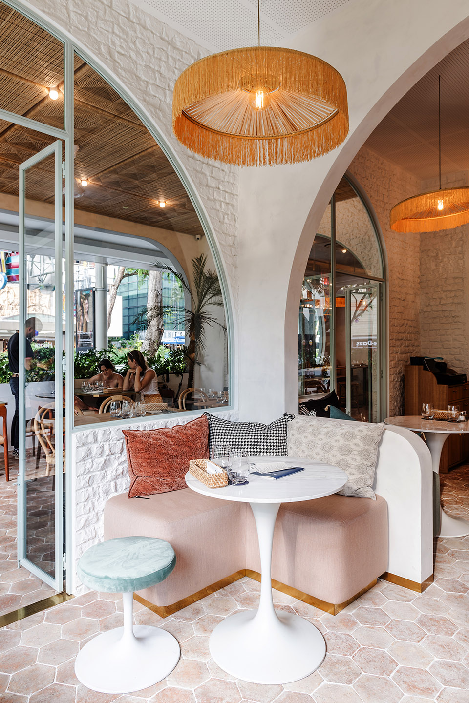 Merci Marcel Orchard Road by HUI DESIGNS - 谷德设计网