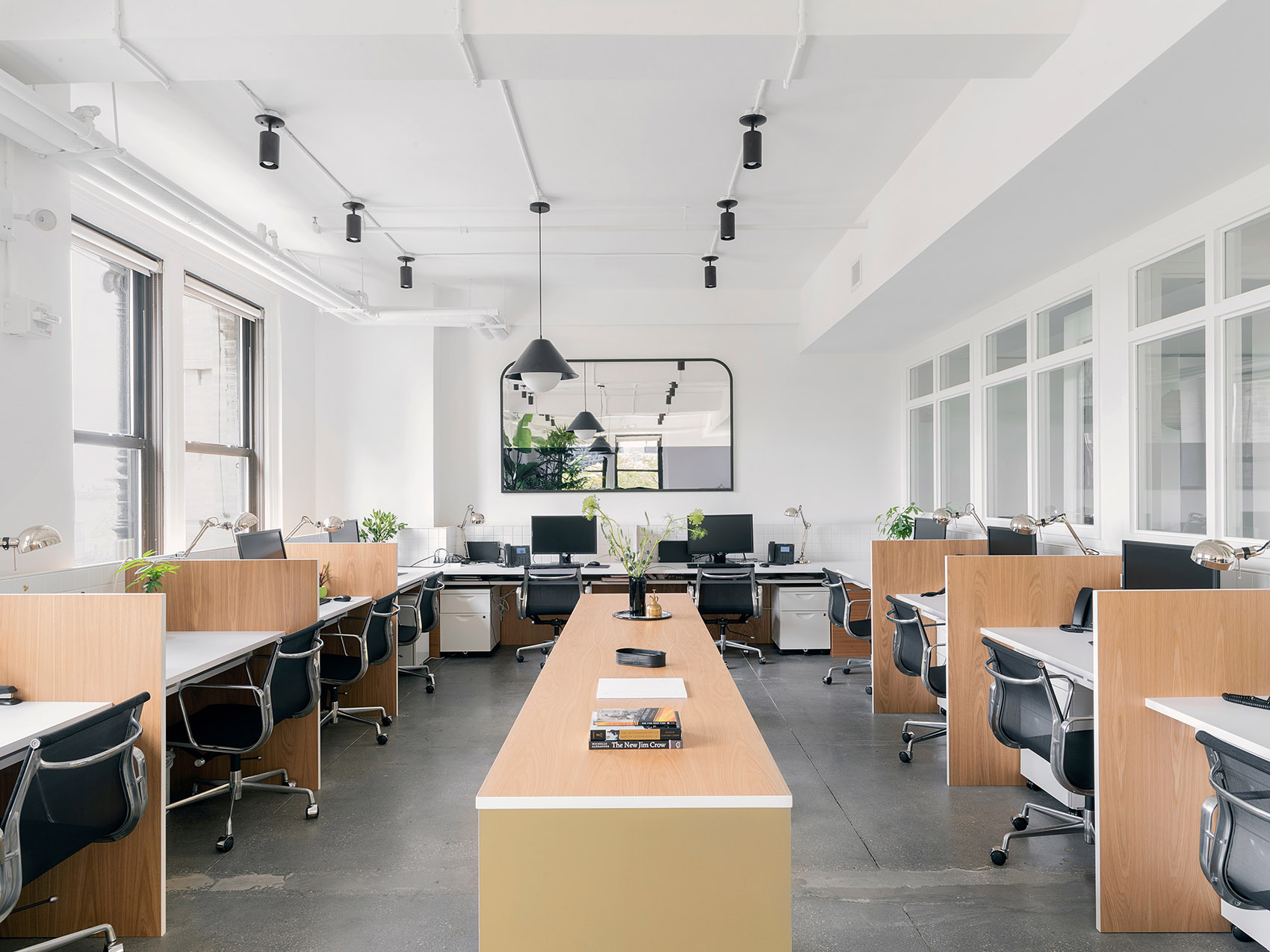 Exalt Youth NYC Office and Training Center by CIVILIVN - 谷德设计网