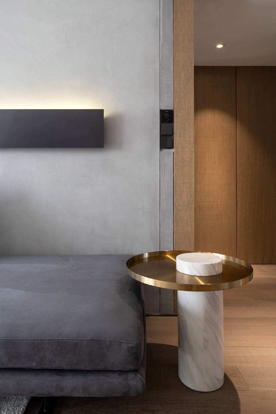 Design of Flat by Huangpu River, China by FOUND ARCHITECTS - 谷德设计网