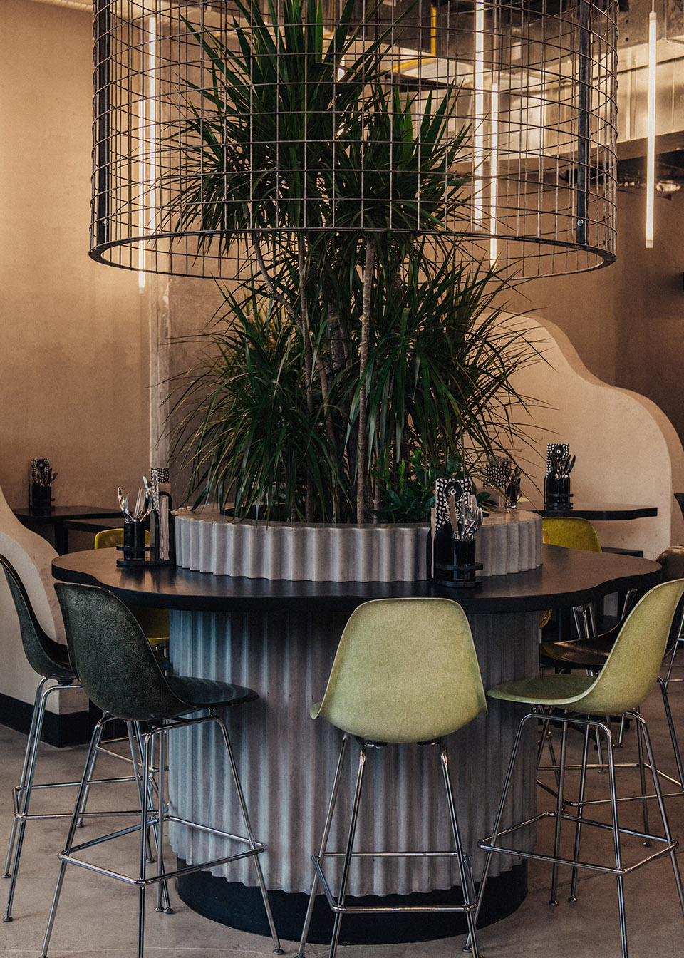 Tacofino Ocho Restaurant by September Architecture and Interiors - 谷德设计网