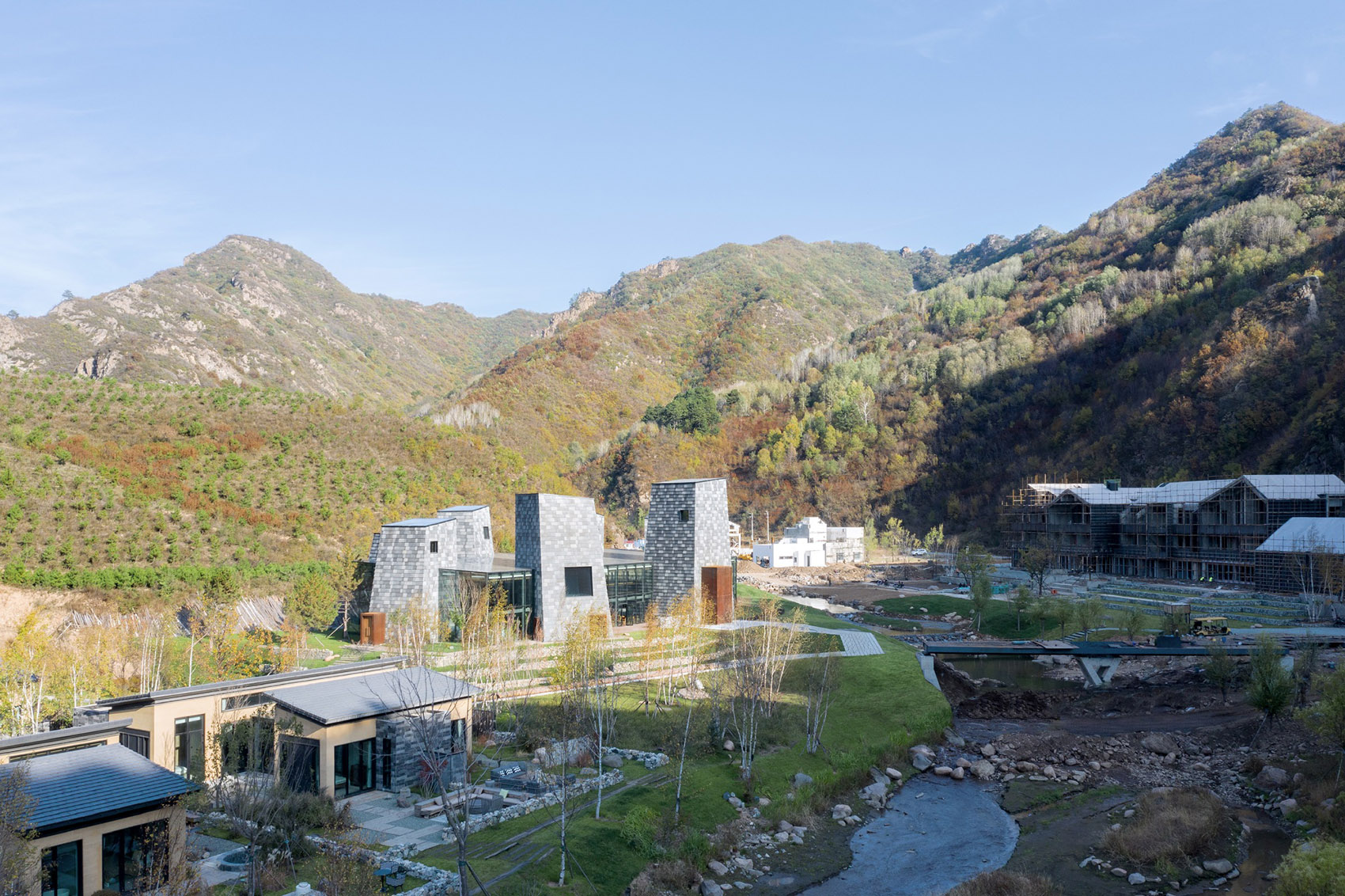 Forest Valley Hot spring Center, China by B.L.U.E. Architecture Studio ...