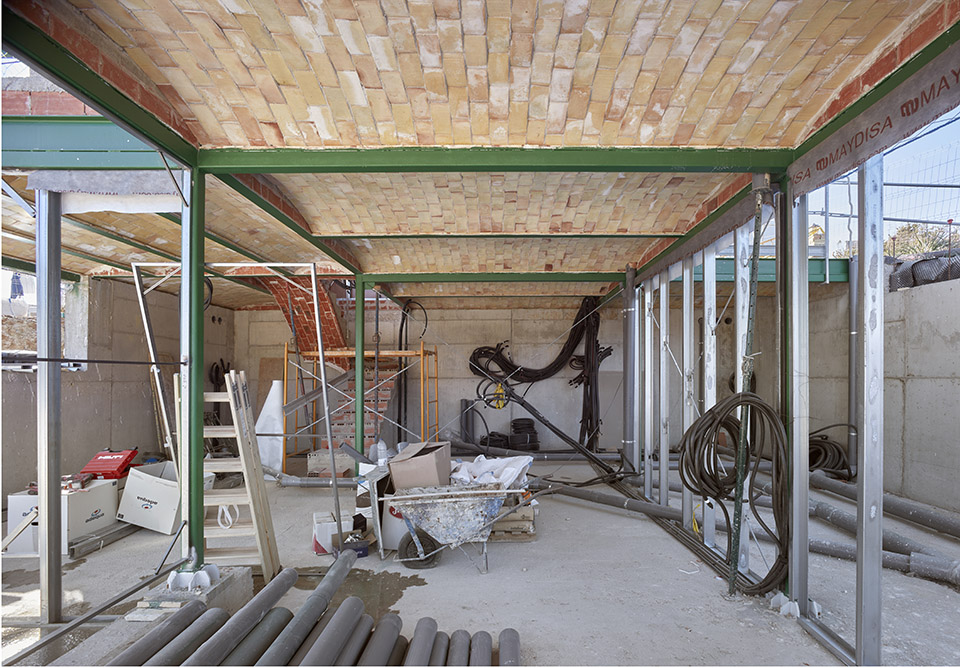 Brick Vault House by Space Popular - 谷德设计网