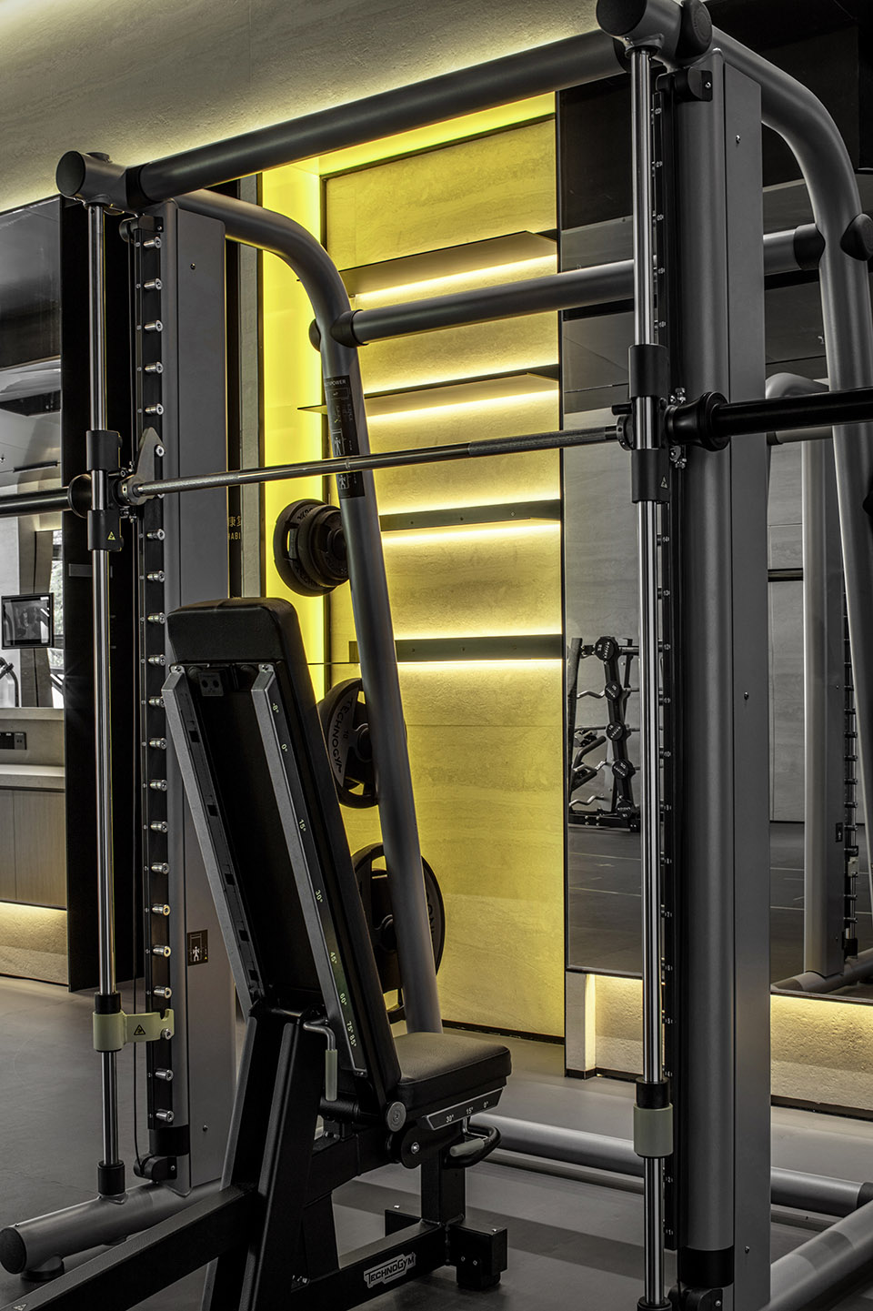 Fusion Fitness·q-plex Premium Club, China by PONE Architecture - 谷德设计网