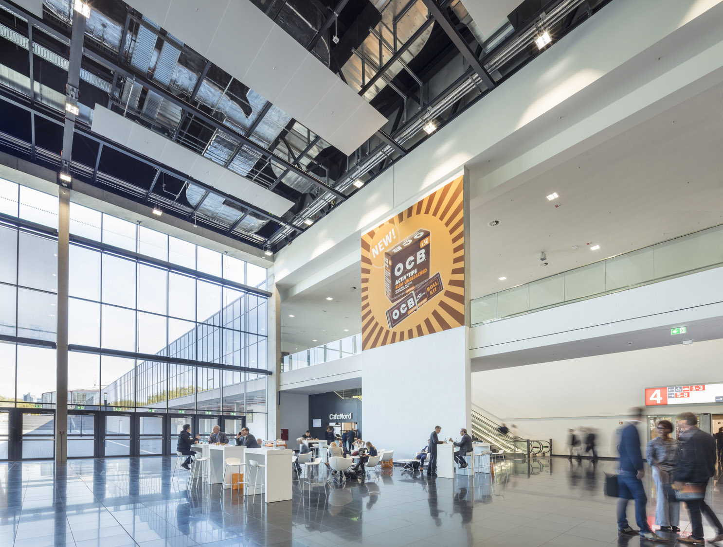 New Entrance to Messe Dortmund Westfalenhallen by HPP Architects - 谷德设计网