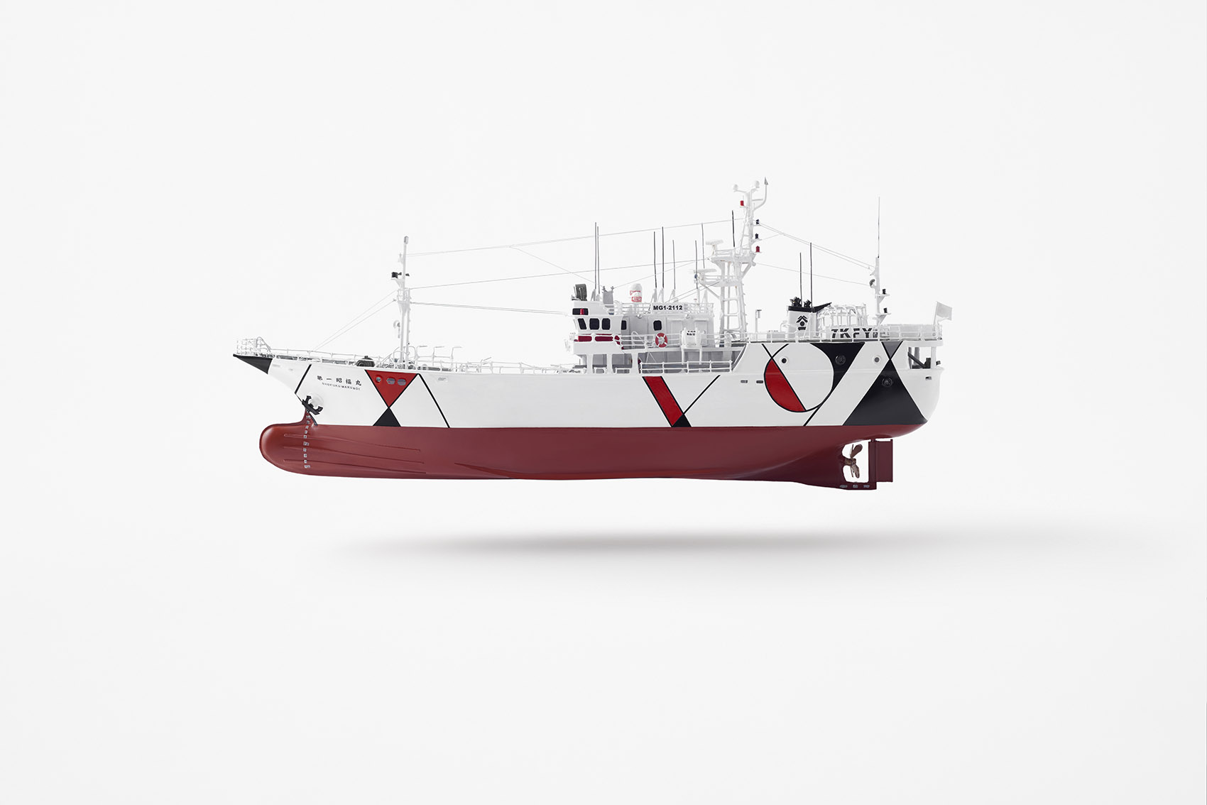 Interior and exterior design for the tuna longliner by nendo - 谷德设计网