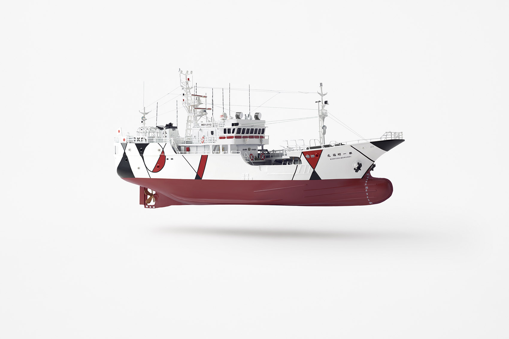 Interior and exterior design for the tuna longliner by nendo - 谷德设计网