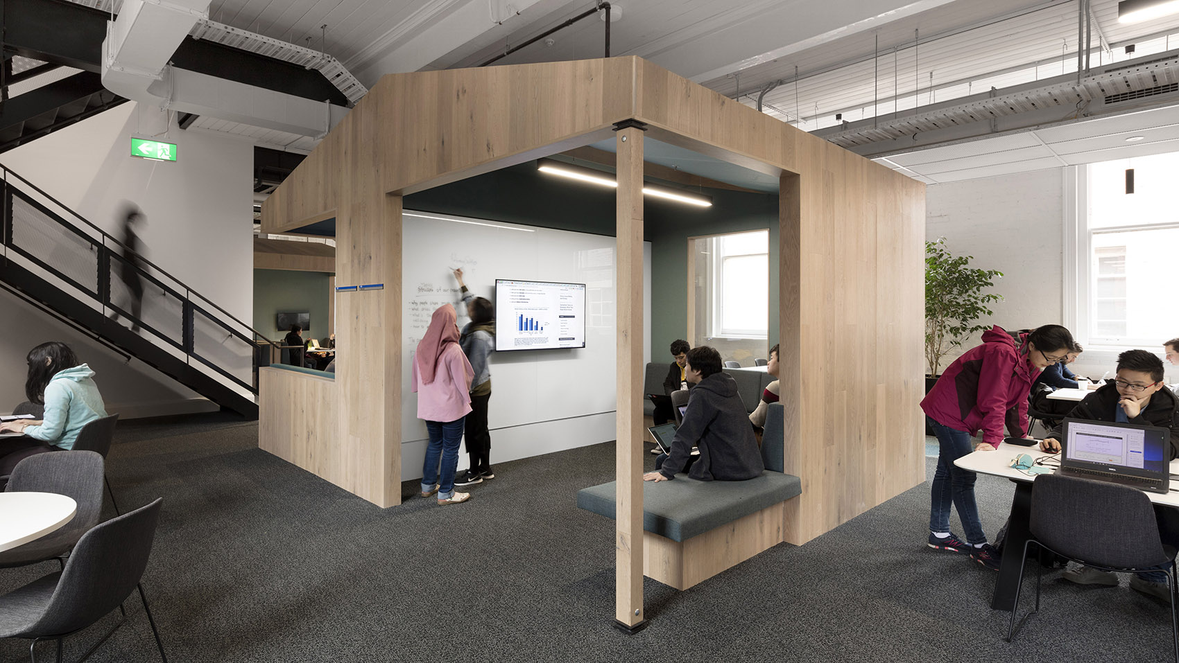 The University of Melbourne Engineering Workshop by DesignInc - 谷德设计网