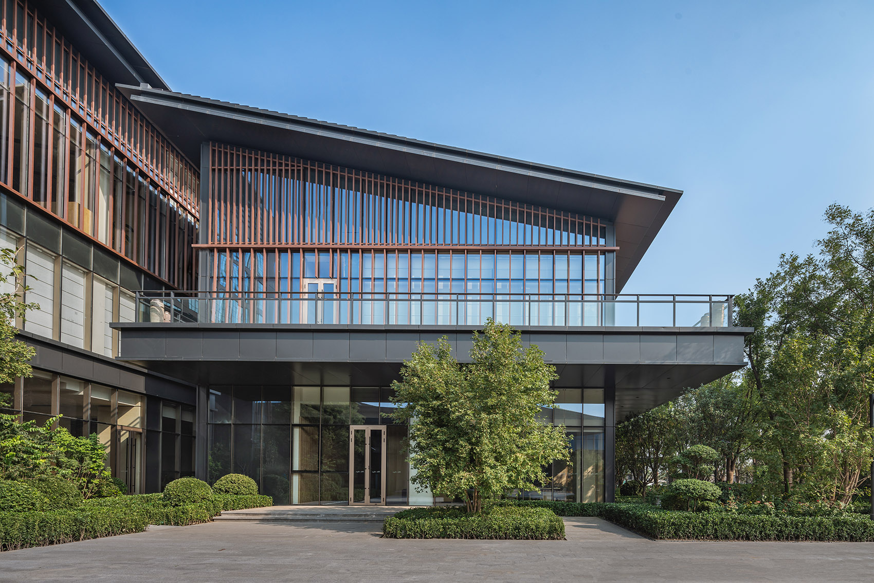 Hebei Grand Hotel, Anyue, China by LWK + PARTNERS - 谷德设计网