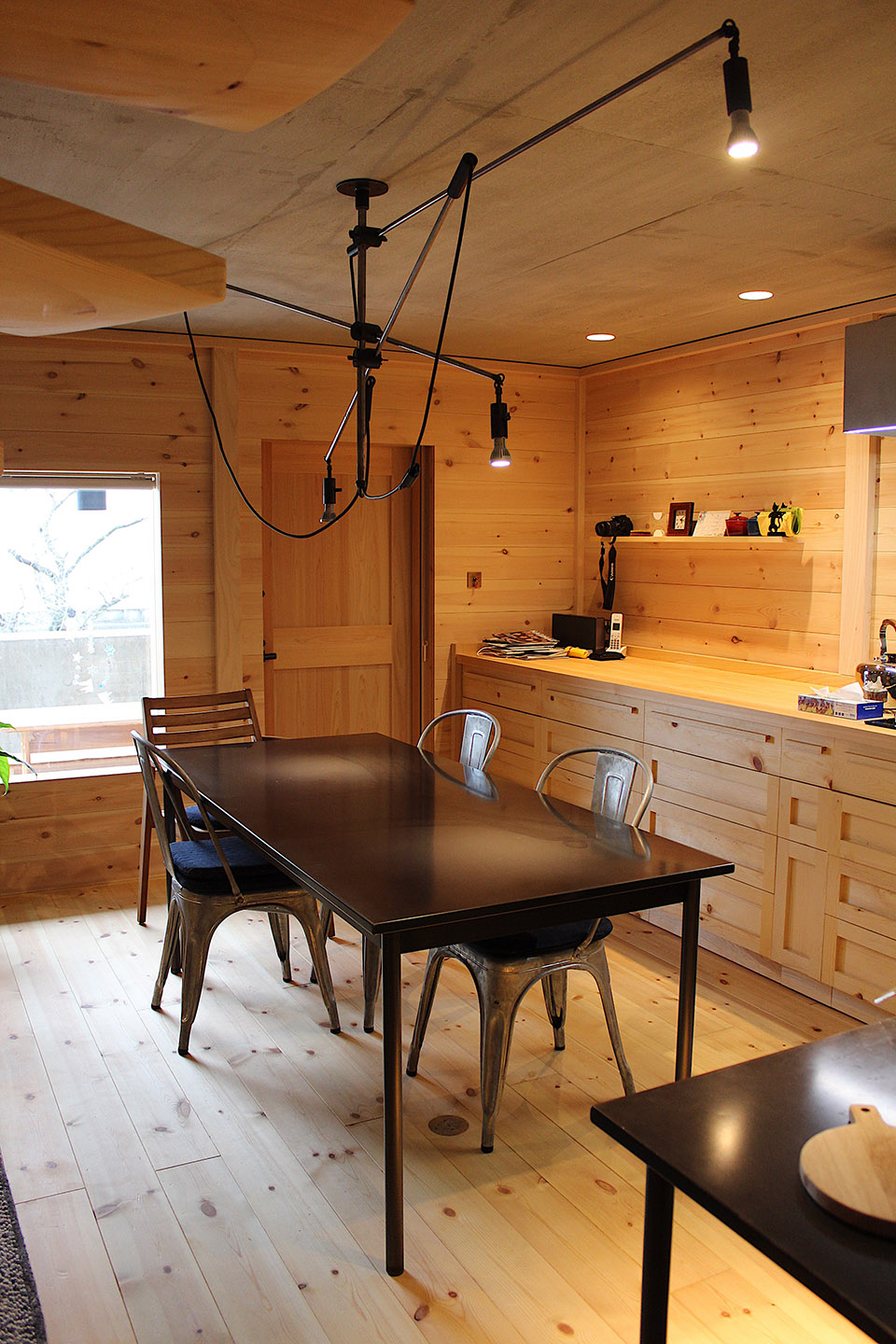 Shironishi House by Tomoaki Uno Architects - 谷德设计网