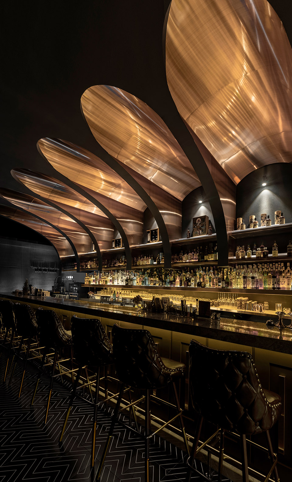 Guiyang LOLLIPOP Whisky Bar Design, China by DDID - 谷德设计网