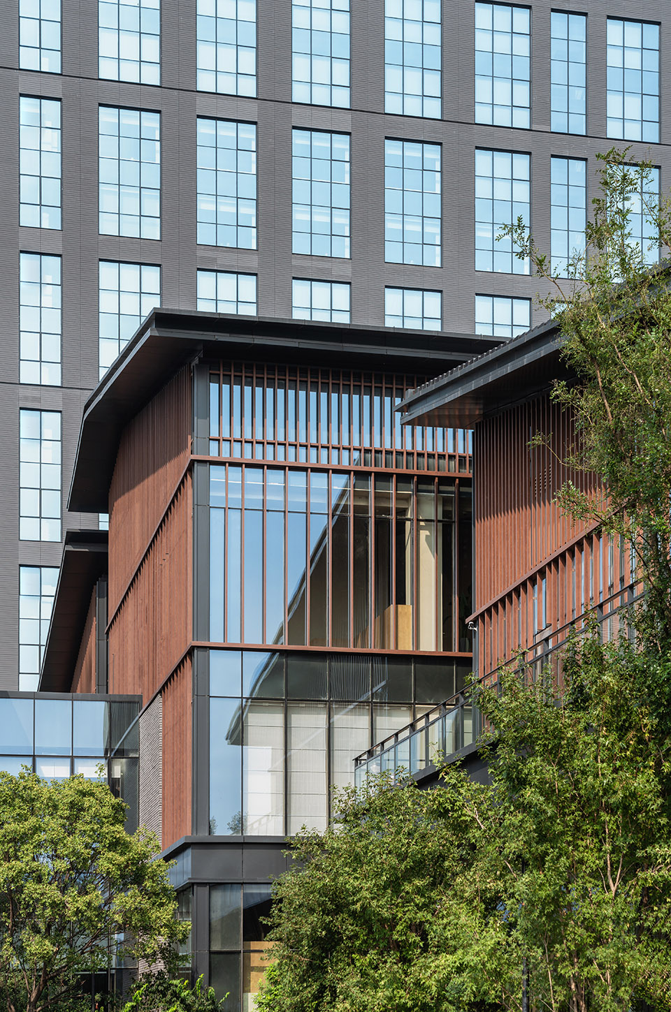 Hebei Grand Hotel, Anyue, China by LWK + PARTNERS - 谷德设计网
