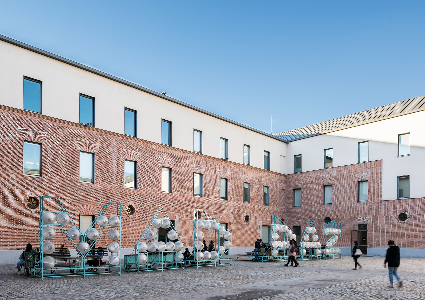 F.U.A. by David Cárdenas + EEEstudio + Juanito Jones + Maria Mallo ...