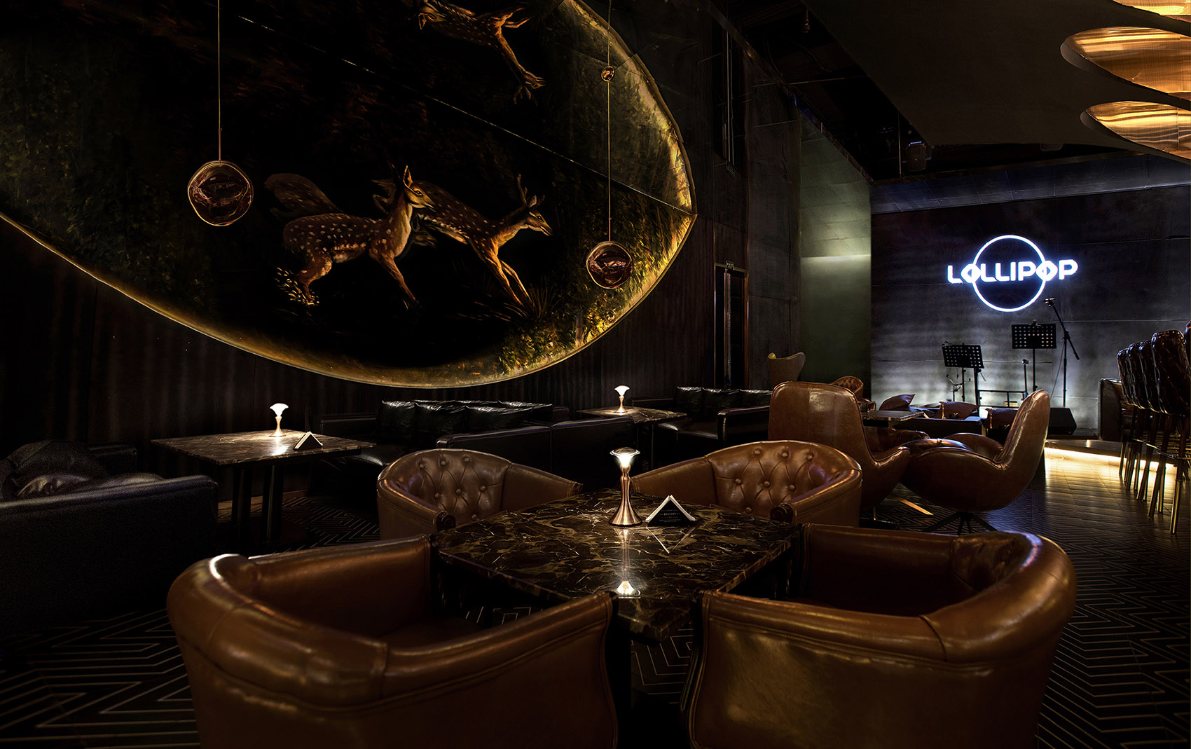 Guiyang LOLLIPOP Whisky Bar Design, China by DDID - 谷德设计网