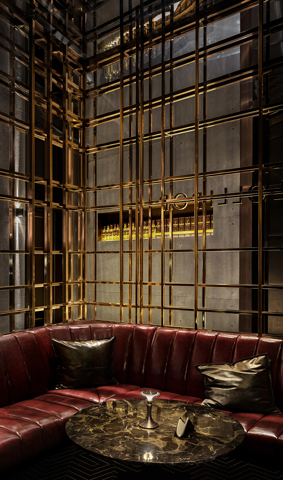 Guiyang LOLLIPOP Whisky Bar Design, China by DDID - 谷德设计网