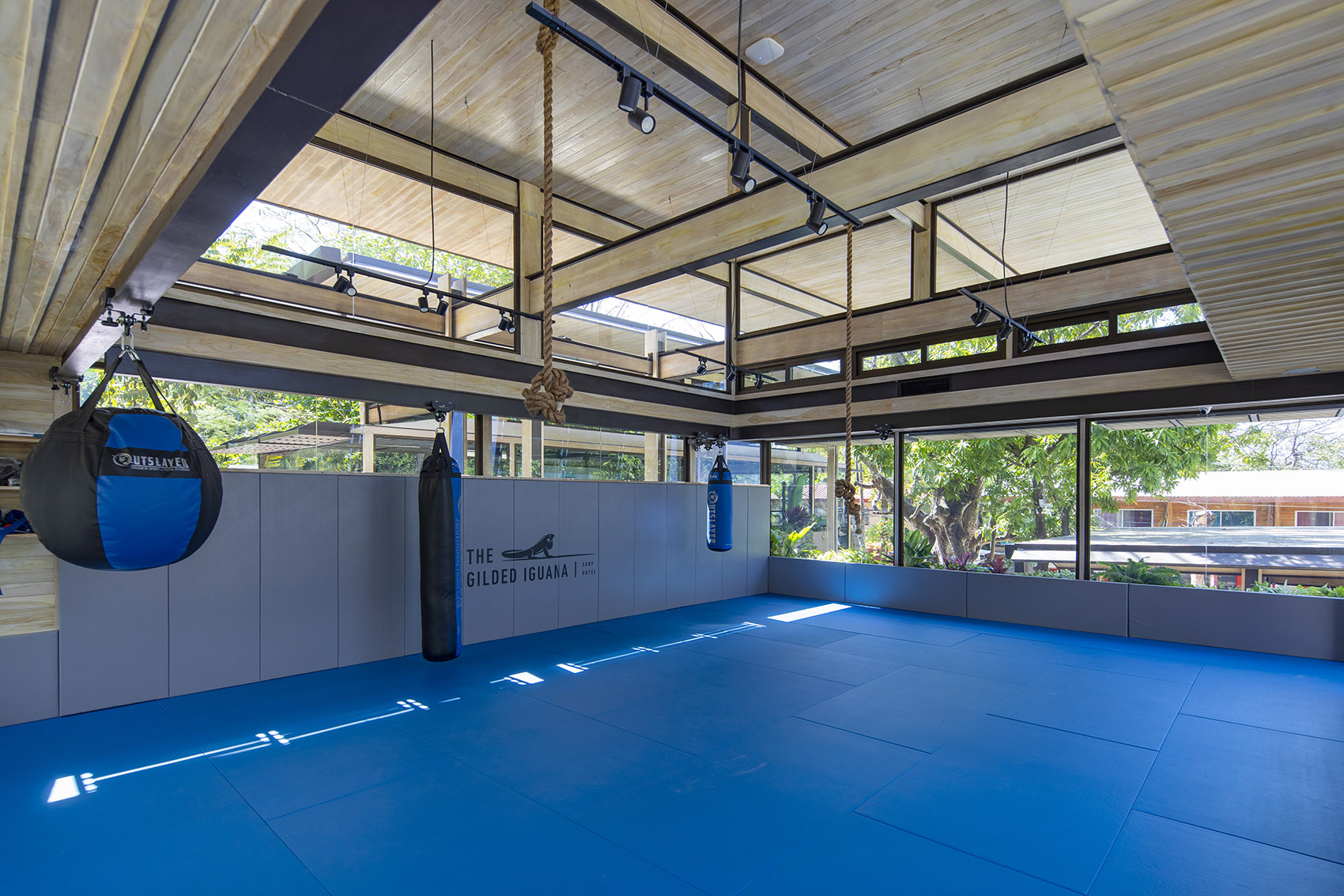 The Athletic Center by Studio Saxe - 谷德设计网