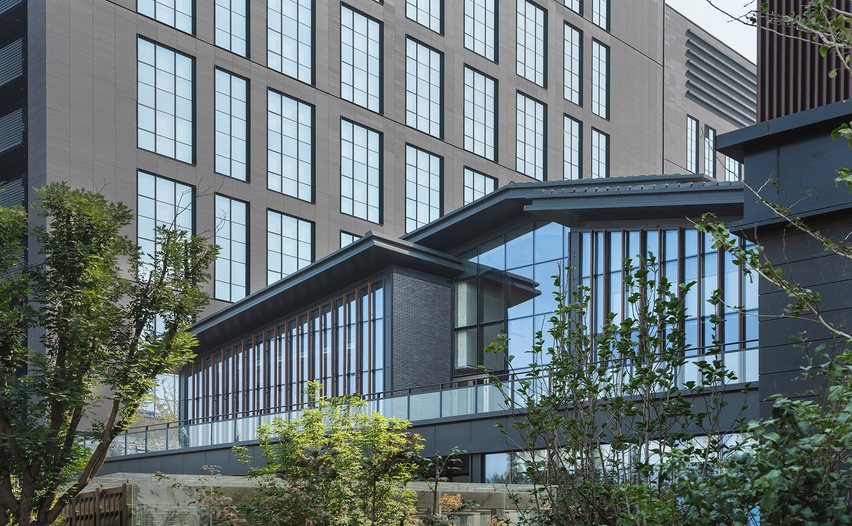 Hebei Grand Hotel, Anyue, China by LWK + PARTNERS - 谷德设计网