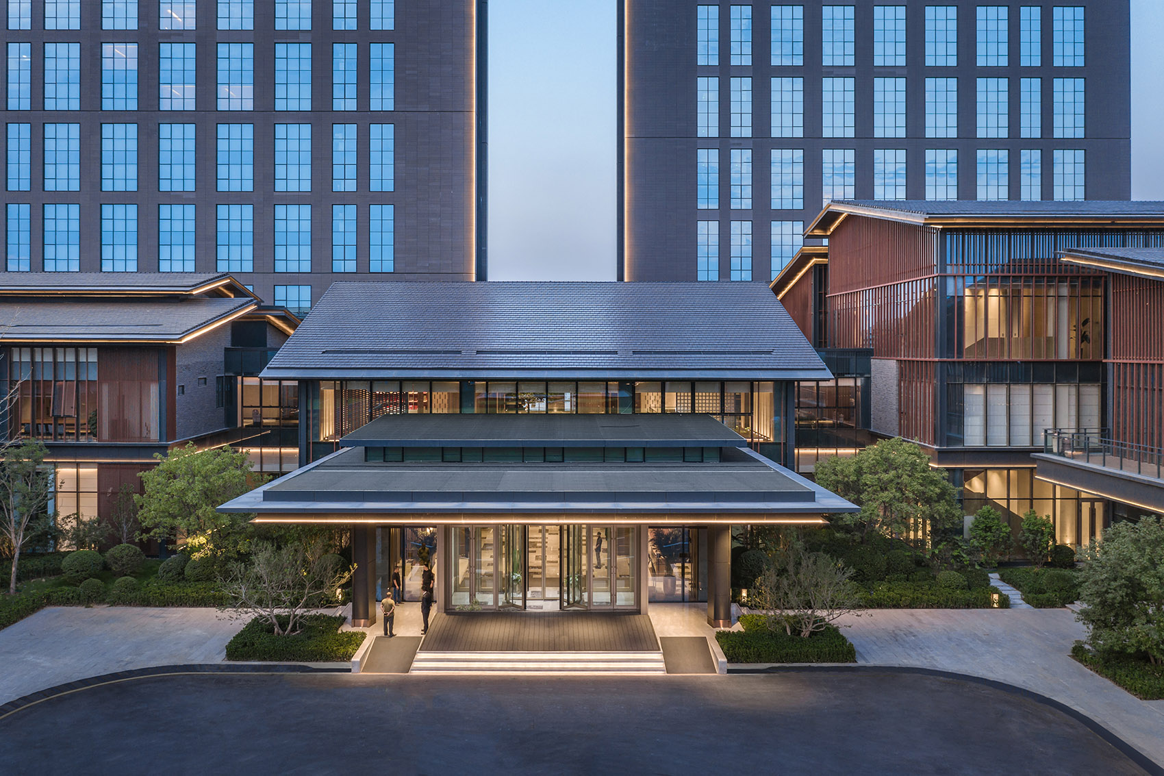 Hebei Grand Hotel, Anyue, China by LWK + PARTNERS - 谷德设计网