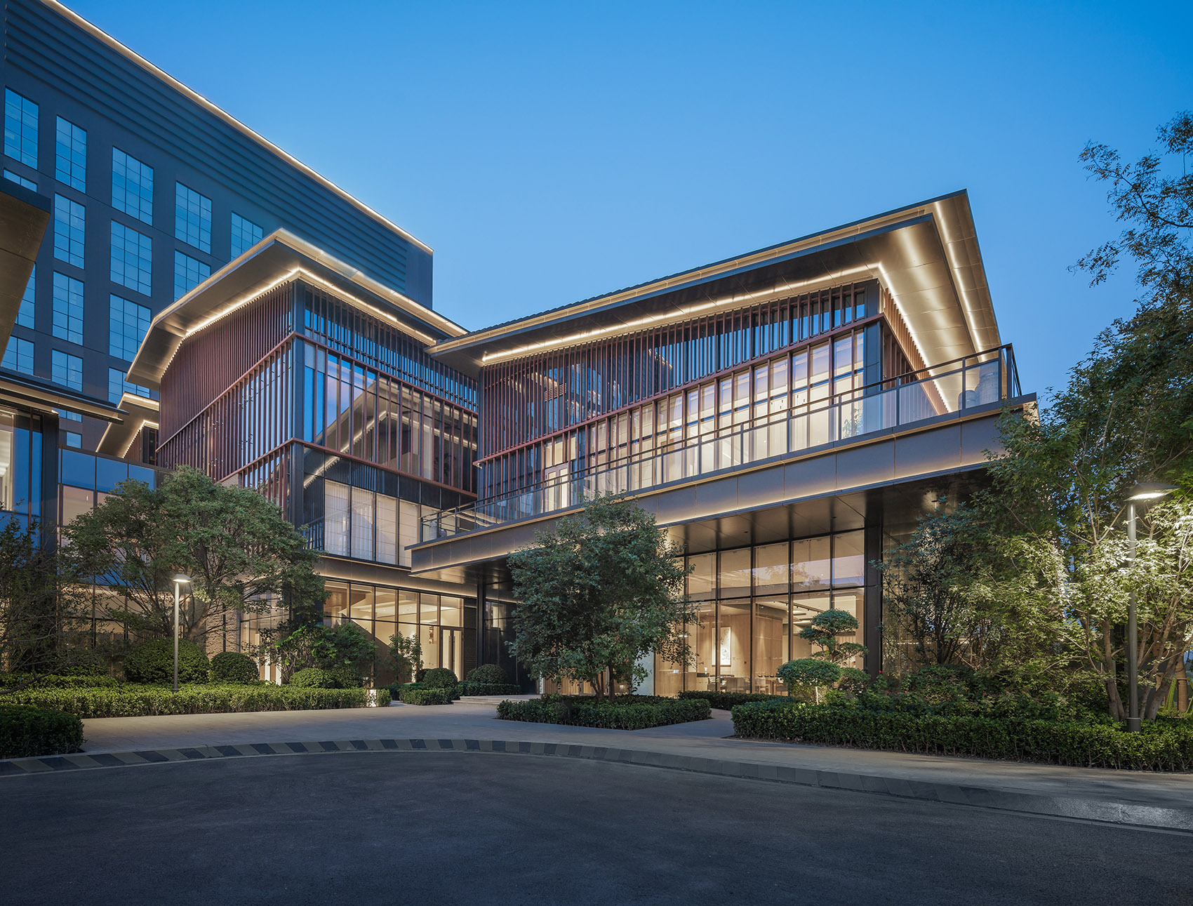 Hebei Grand Hotel, Anyue, China by LWK + PARTNERS - 谷德设计网
