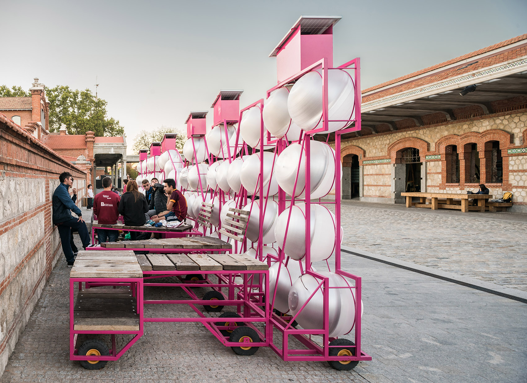 F.U.A. by David Cárdenas + EEEstudio + Juanito Jones + Maria Mallo ...