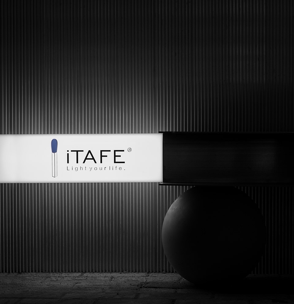 ITAFE UP Take-away Store, China by Daylab Studio - 谷德设计网