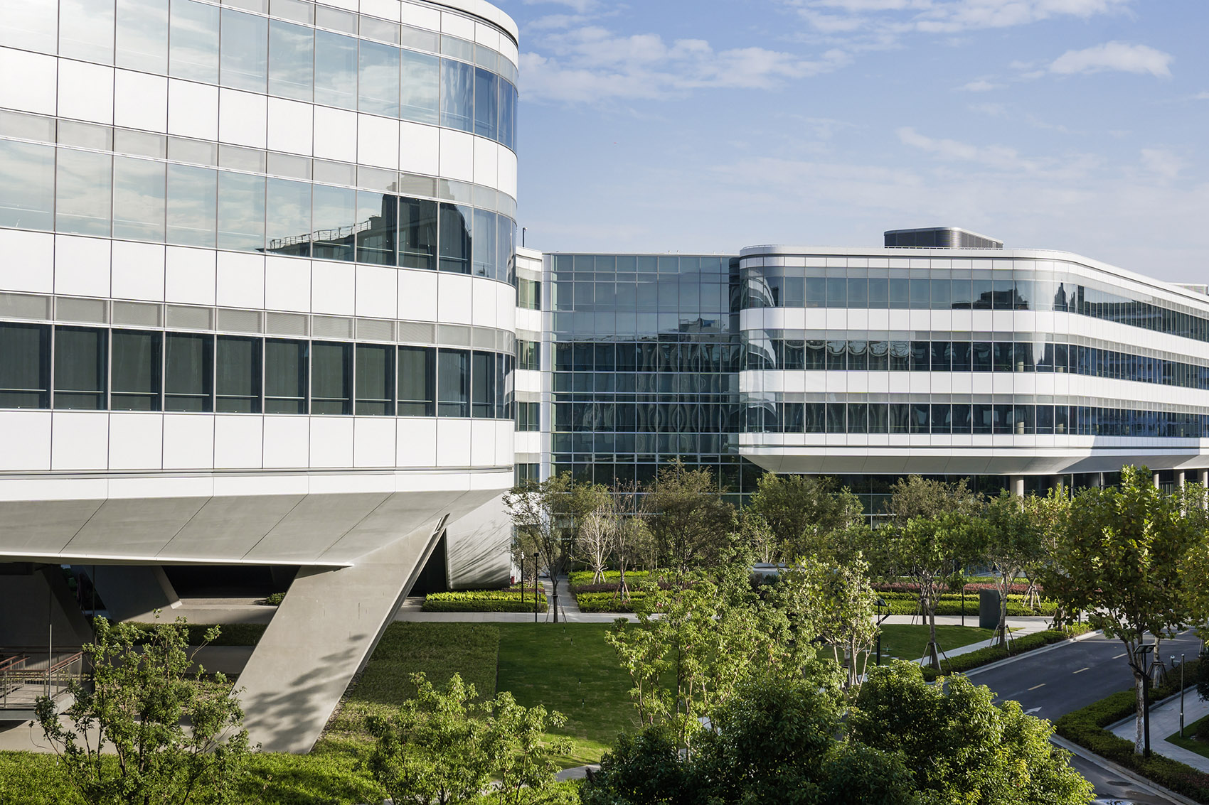 Johnson Controls Asia Pacific Headquarters, Shanghai, China by Gensler ...