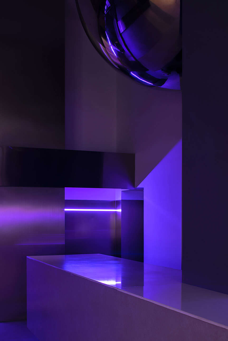 O2 Buyer store Guiyang, China by TO INTERIOR DESIGN - 谷德设计网