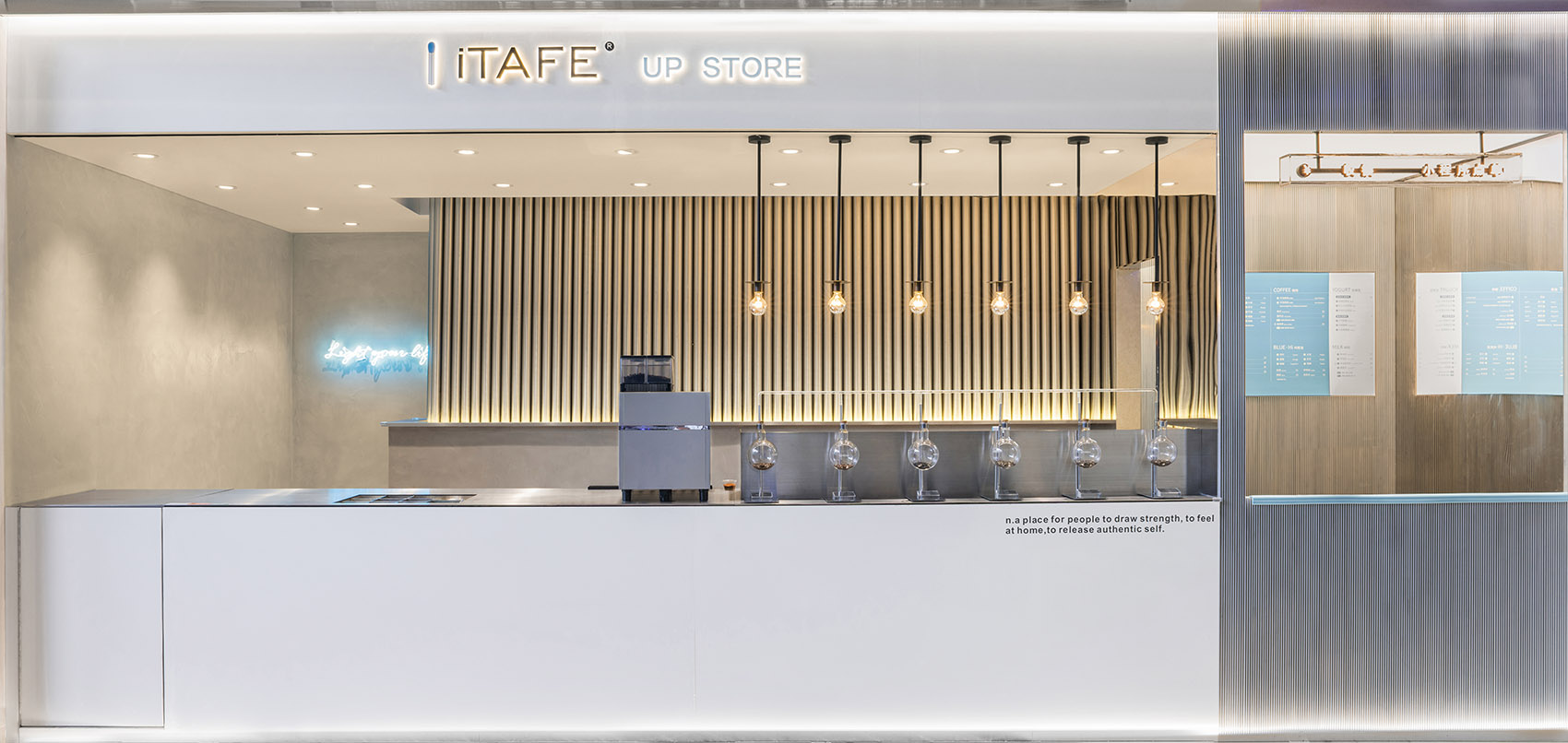 ITAFE UP Take-away Store, China by Daylab Studio - 谷德设计网