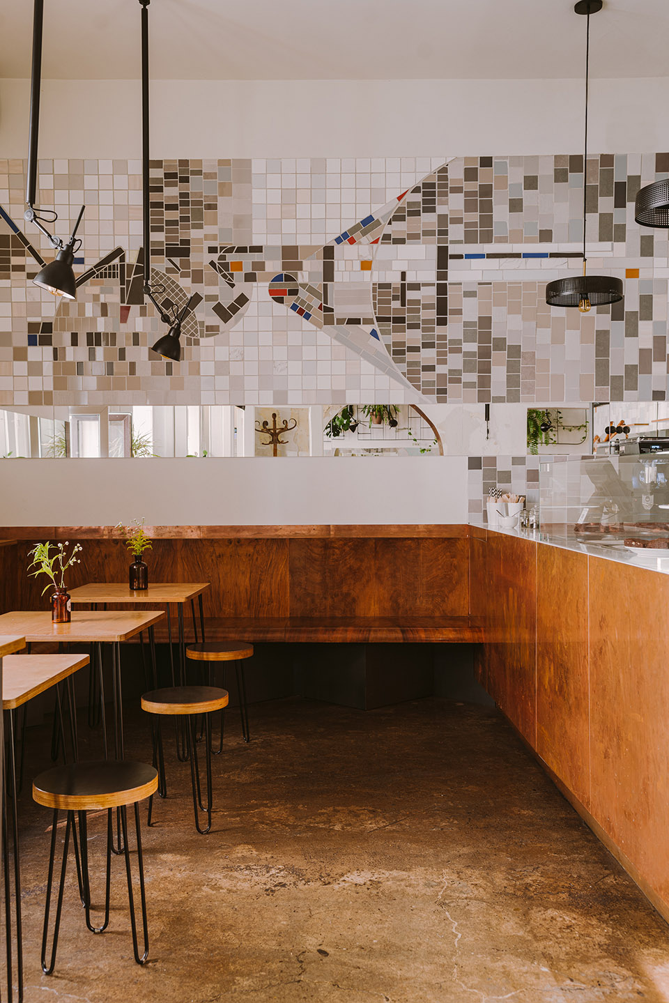 MASSOLIT COOKS by MIASTOPRACOWNIA - 谷德设计网