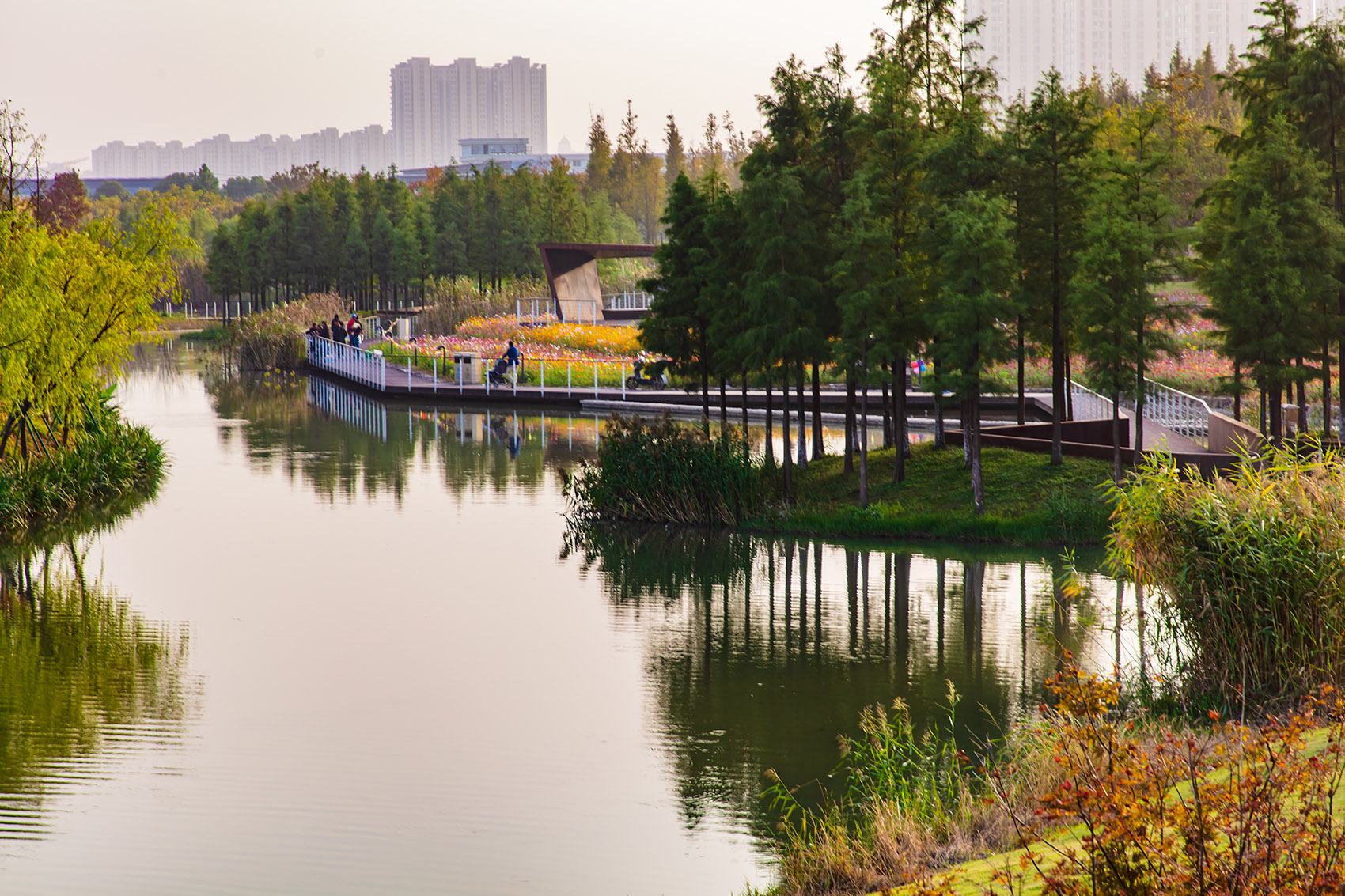 8Ningbo-Eastern-New-Town-Ecological-Corridor-Phase-III-by-Turenscape ...